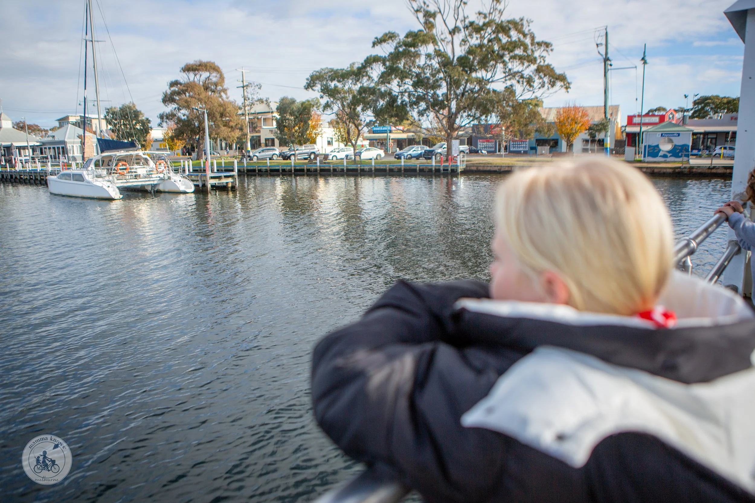 Raymond Island, Gippsland Lakes — mamma knows south