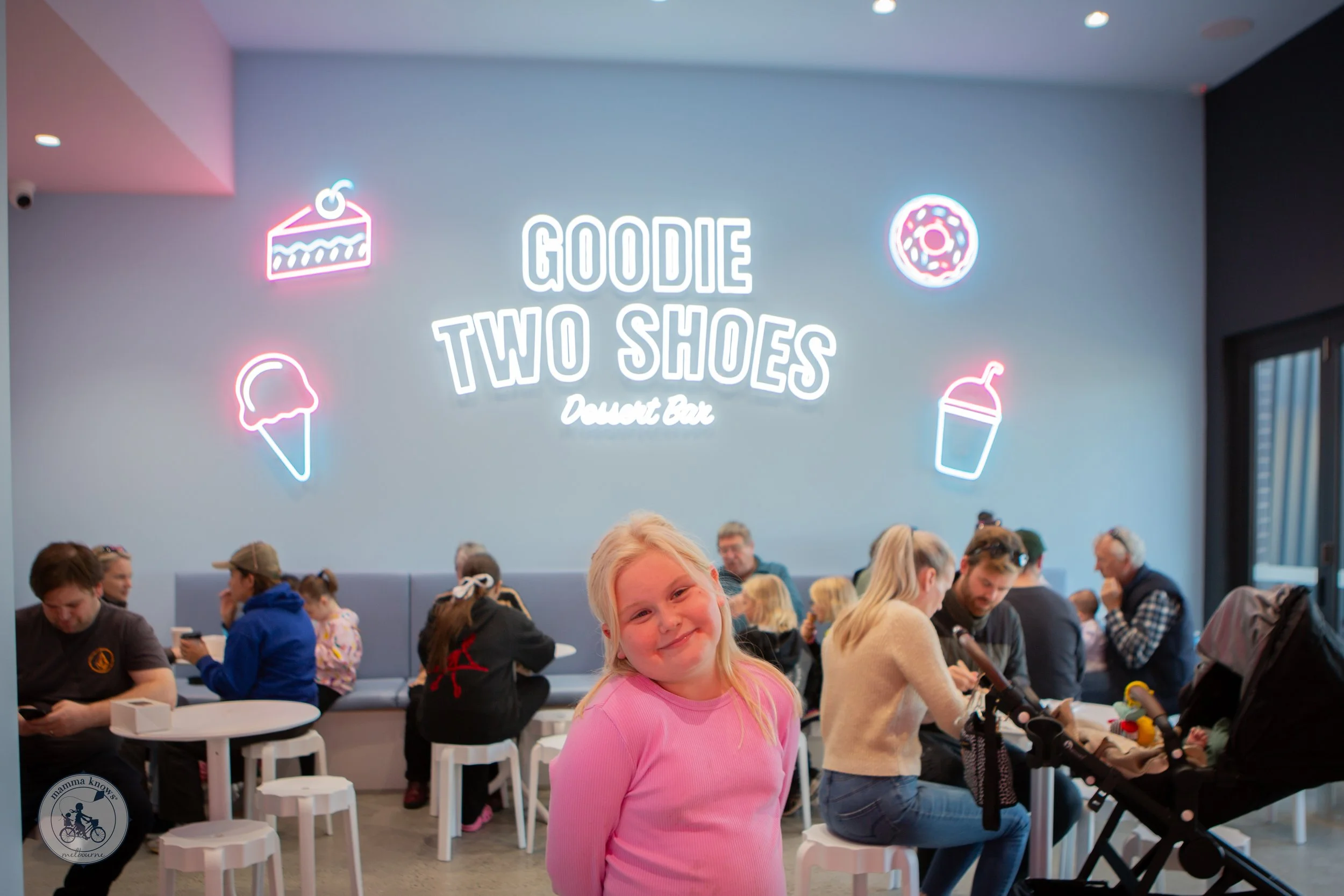 Goodie Two Shoes, Officer — mamma knows south