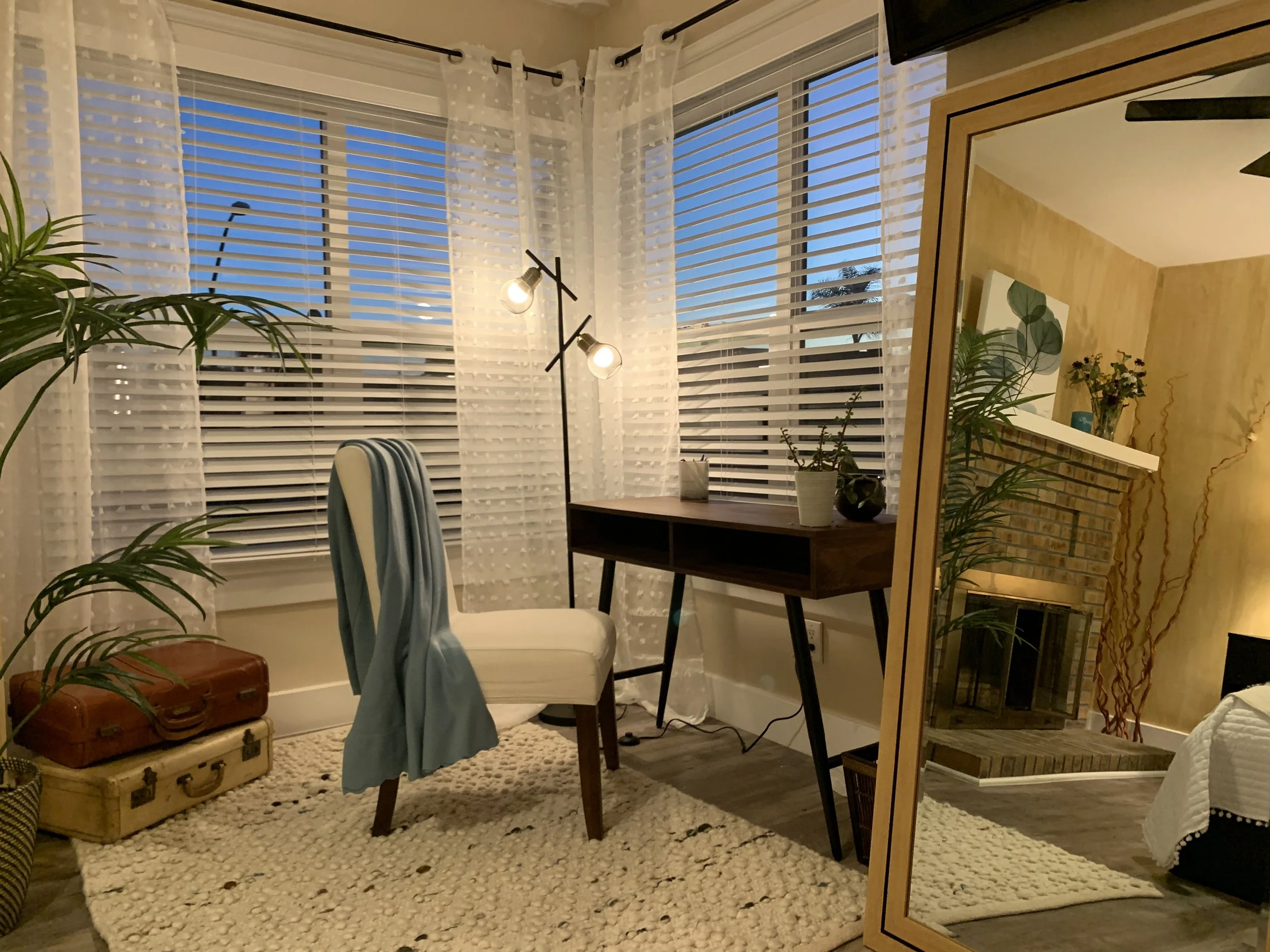 Luxury Co-Working Spaces for Entrepreneurs | HomWork