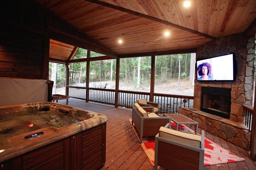 Rustic Retreat Cabin | Luxury Cabins in Broken Bow