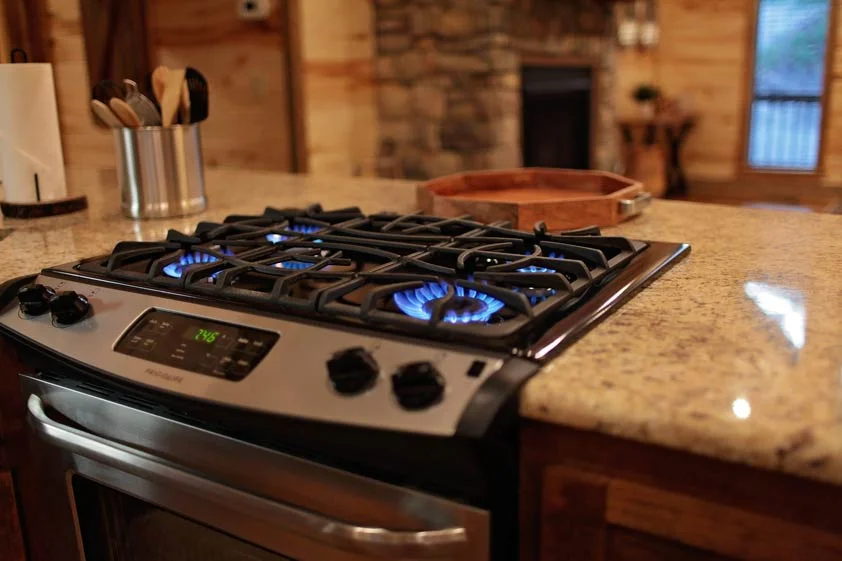 Rustic Retreat Cabin | Luxury Cabins in Broken Bow