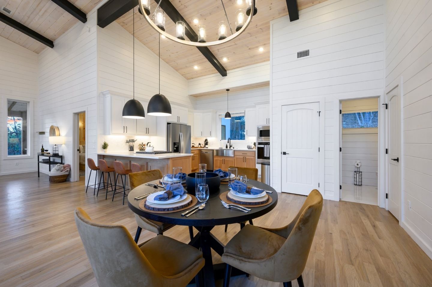 Rustic Haven Cabin | Luxury Cabins in Broken Bow, OK