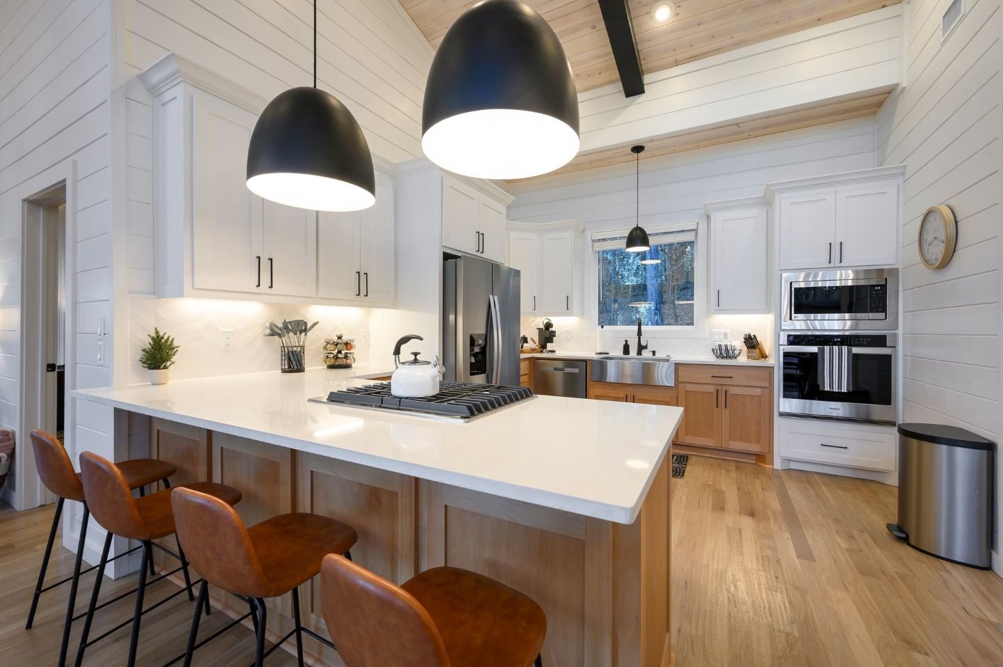 Rustic Haven Cabin | Luxury Cabins in Broken Bow, OK