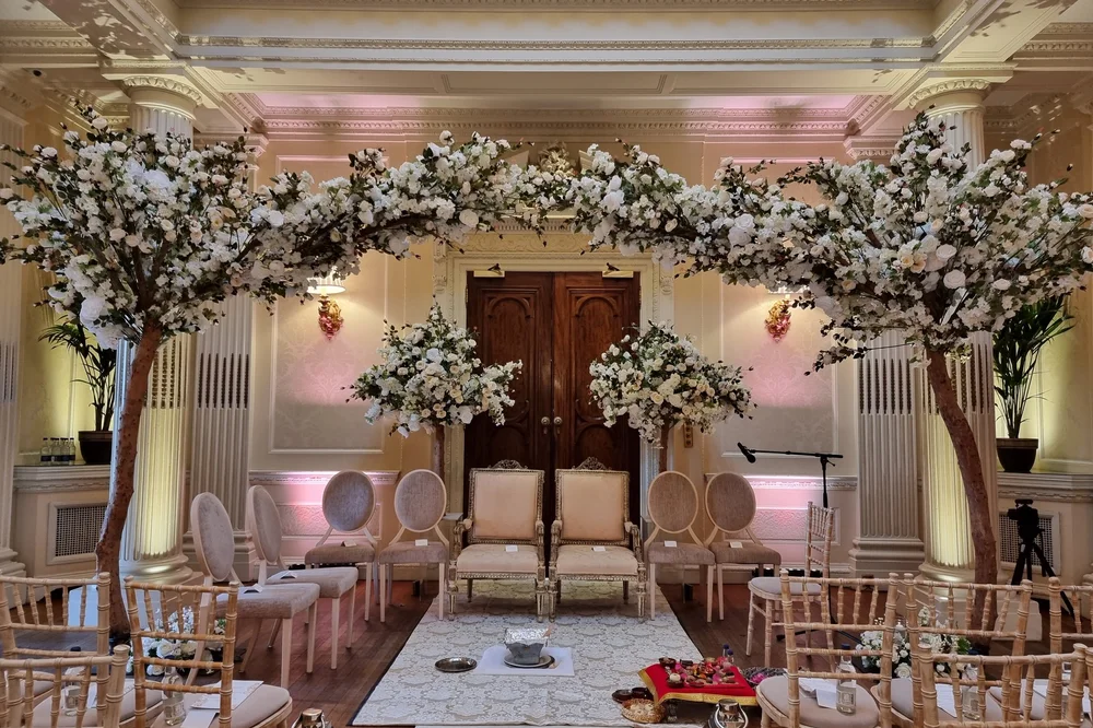 Ivory Rose Canopy Trees - Blossom Tree Hire for UK Weddings | Diamond ...