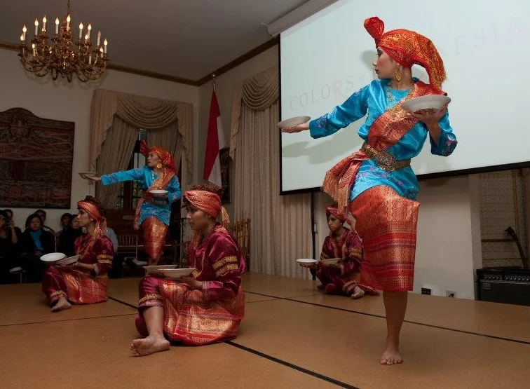 SUMATRA — Saung Budaya Dance