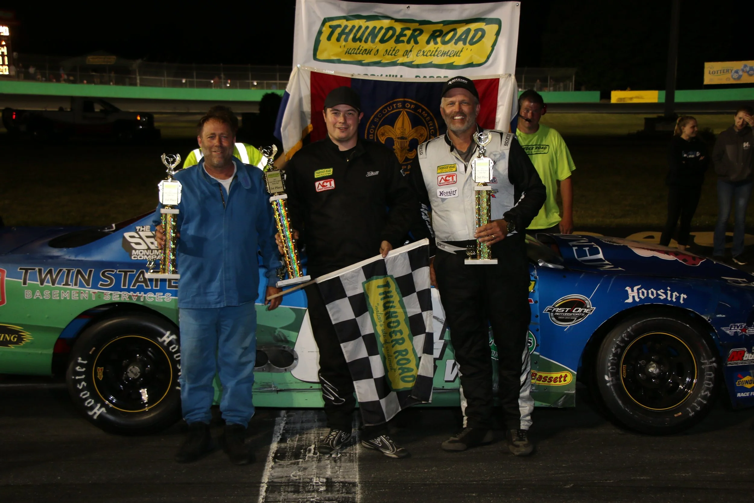 Cody Blake Goes Lights Out Over the Thunder Road Late Model Competition ...