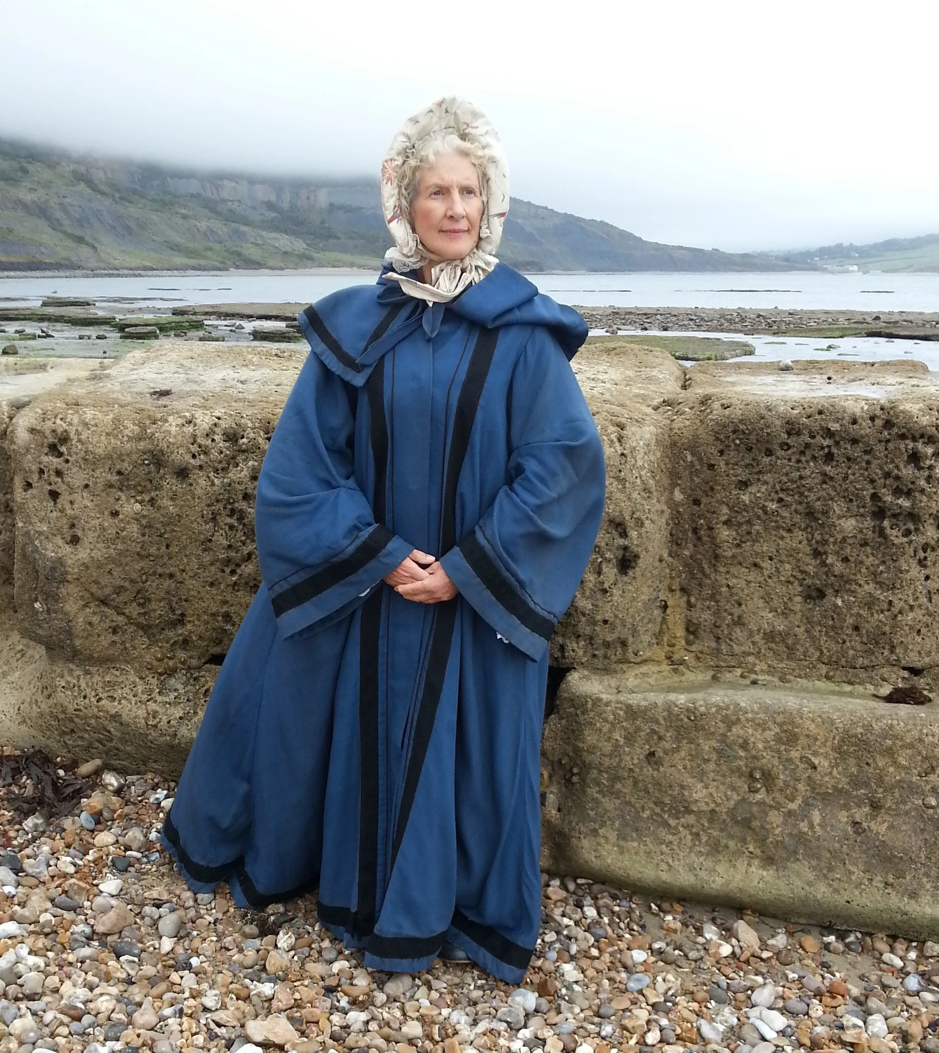 Julie Neubert — Alpha Actors