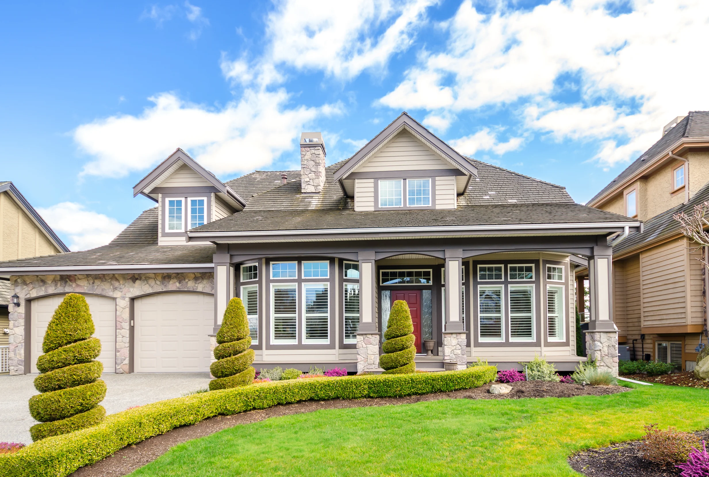 Stock Photos 3 — Ladies of Real Estate