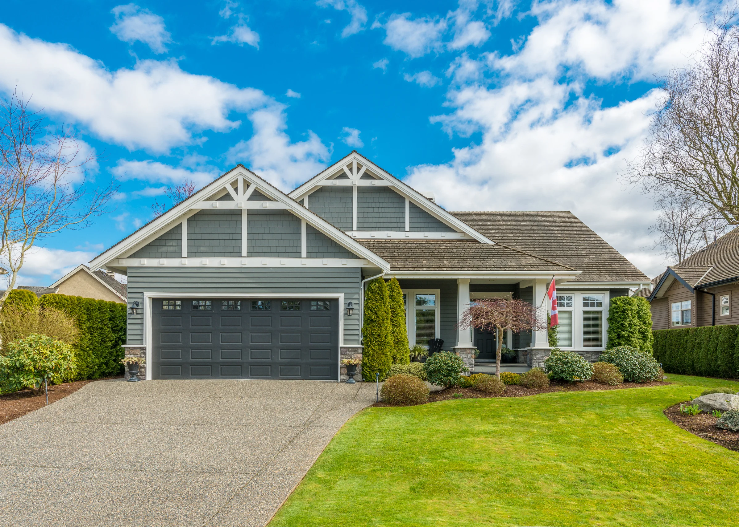 Stock Photos 3 — Ladies of Real Estate