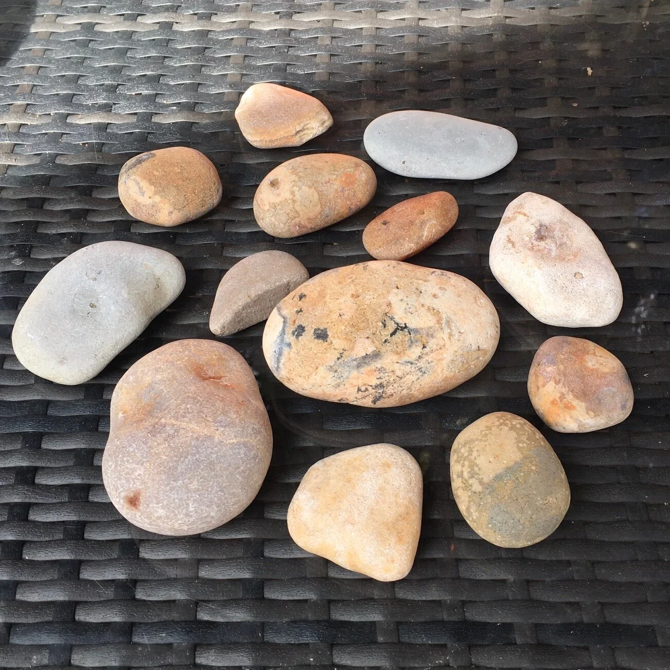 Hot rocks! - Mud & Bloom