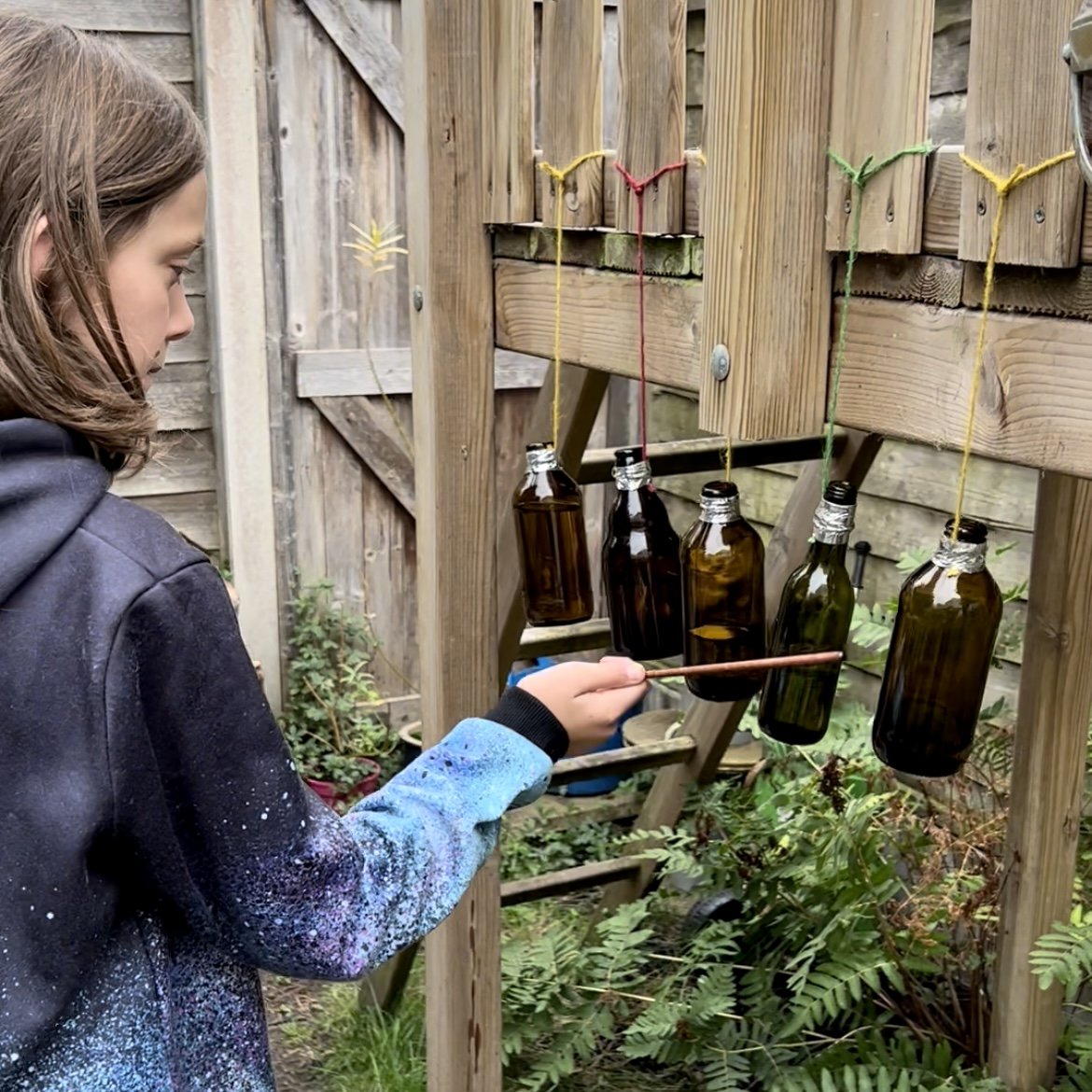 Make a bottle xylophone - Mud & Bloom