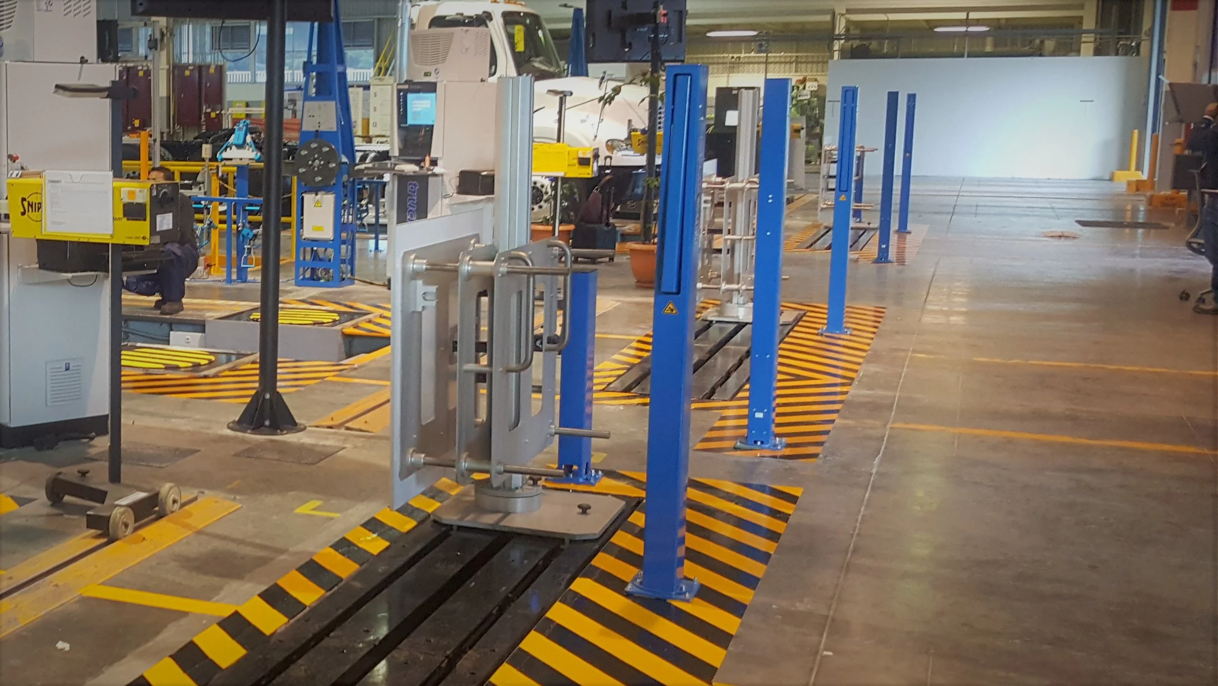 Factory (OEM) — Big Rig Alignment & Tooling