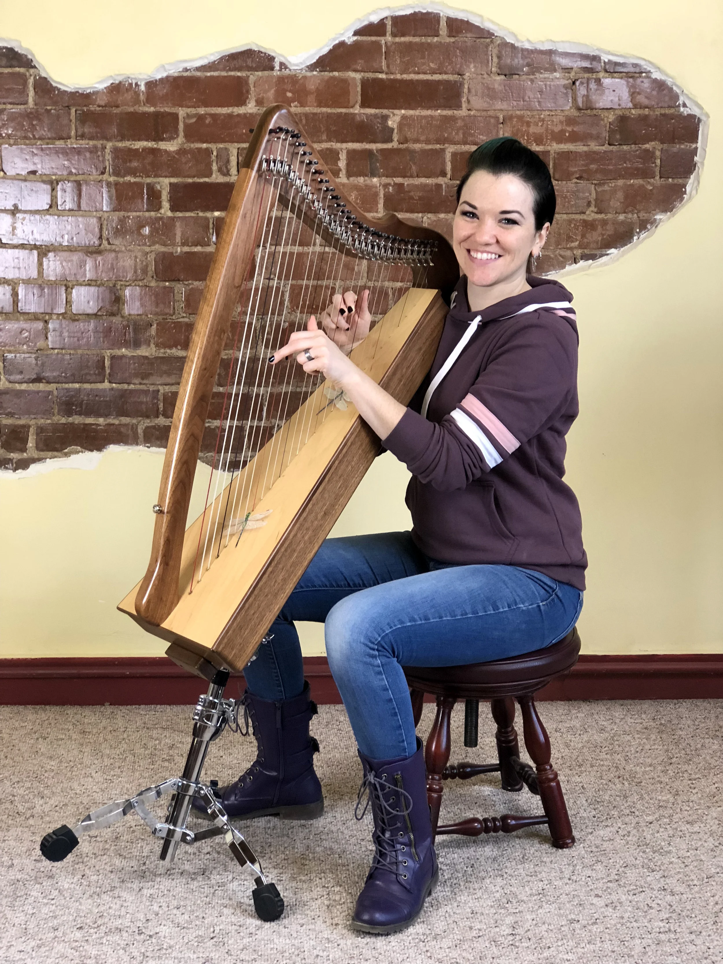 Rees Morgan Meghan 27-String Concert Lever Harp — Rees Harps Inc.
