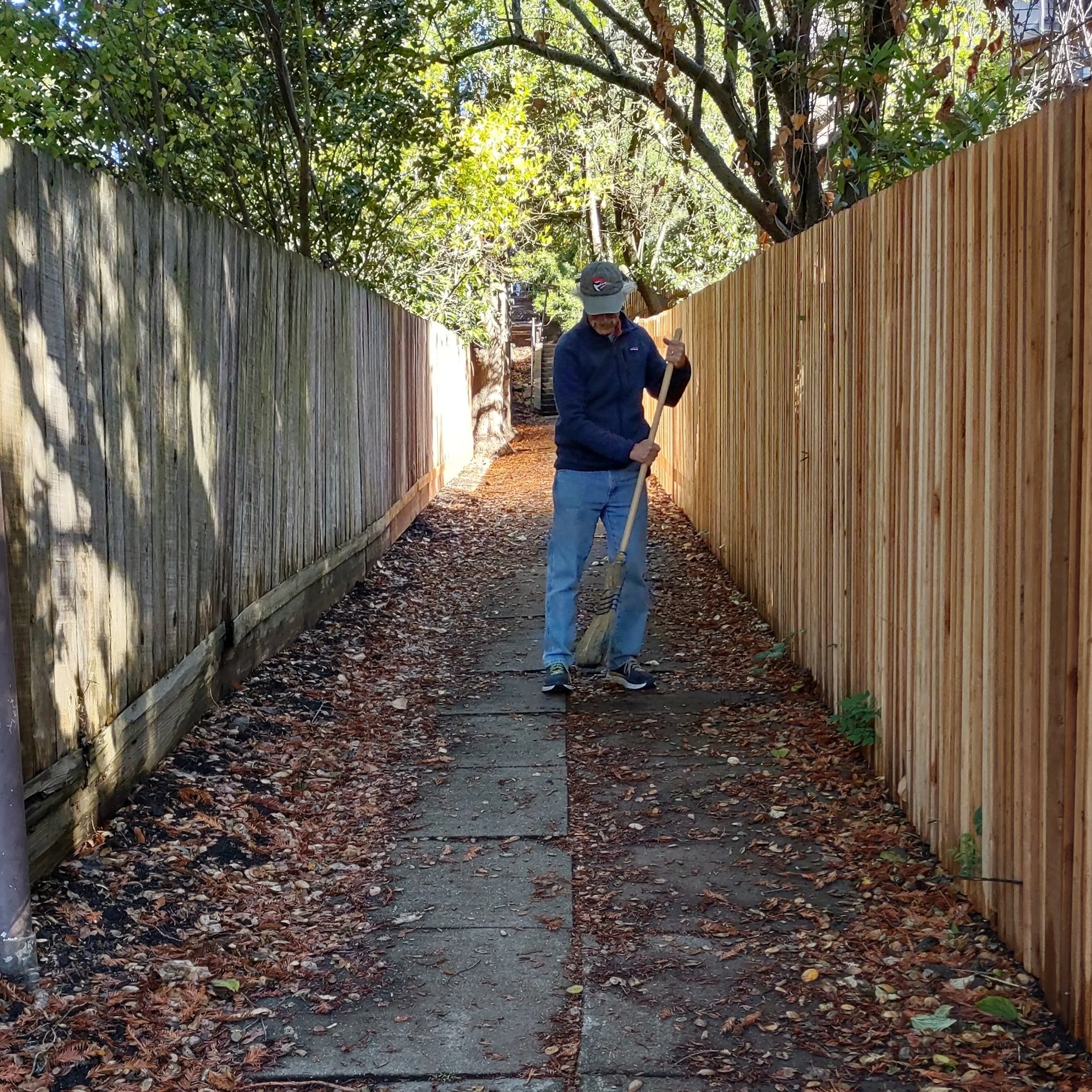 Neighbors adopt Pinnacle Path — Berkeley Path Wanderers Association