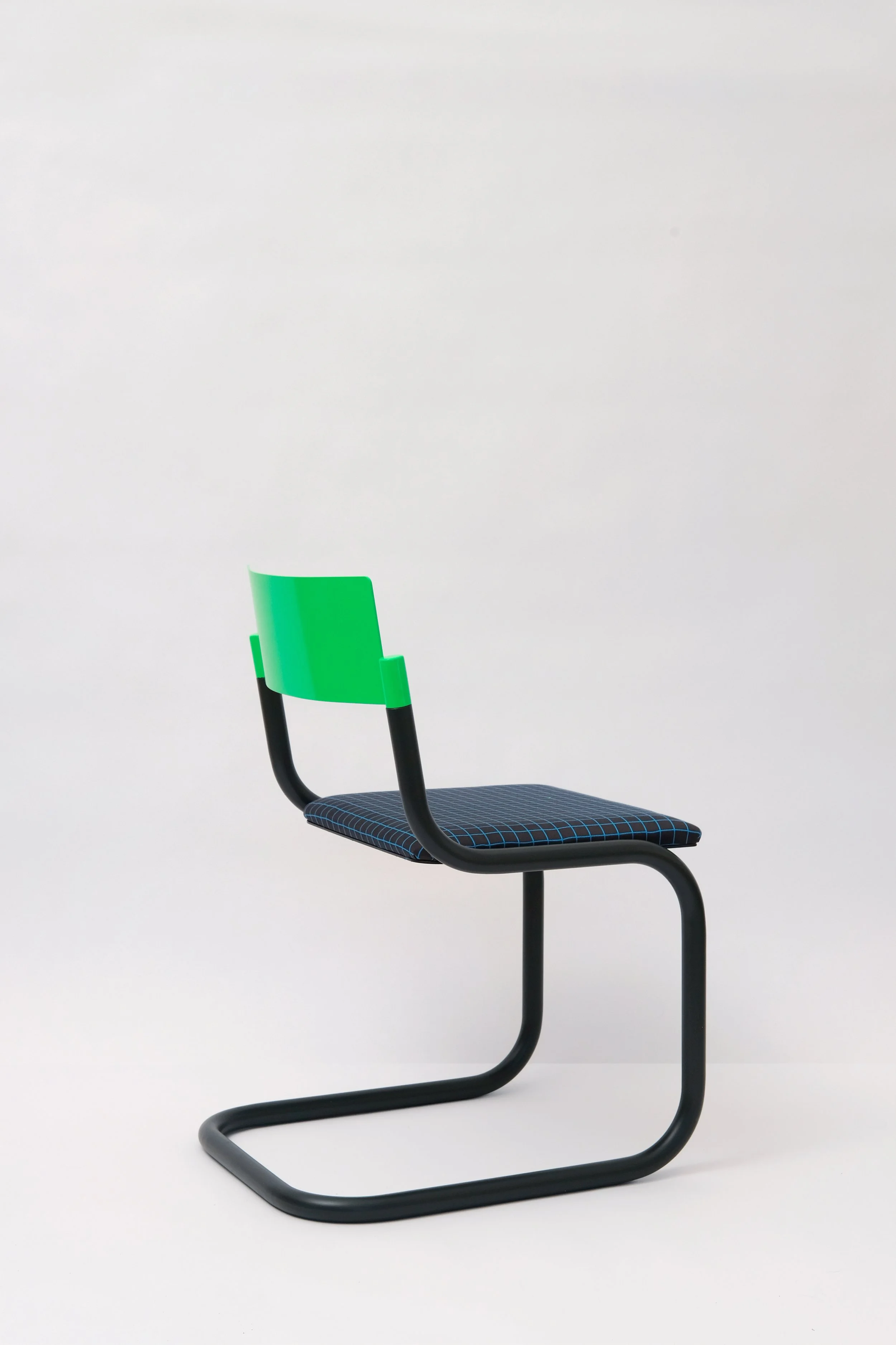 Bounce Chair — Products — DANIEL - EMMA