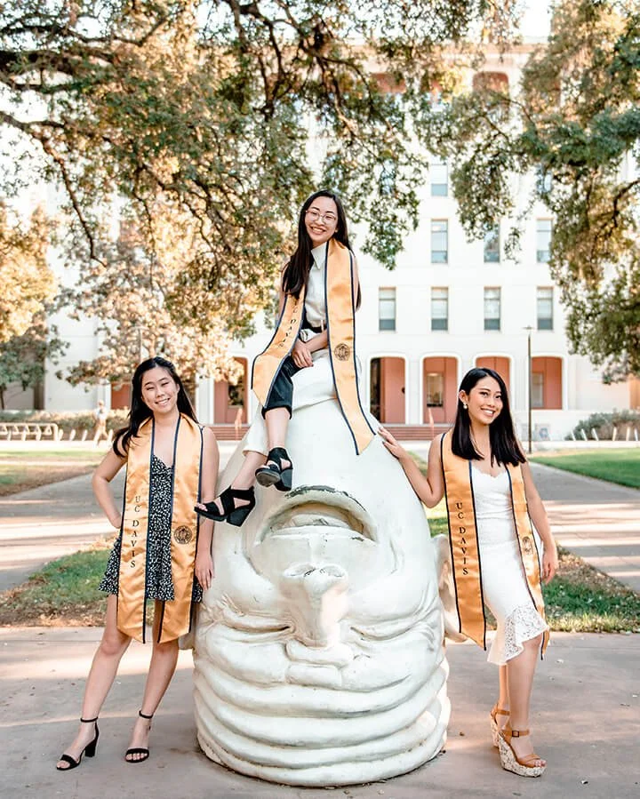 Grad Photos | Jay Gelvezon Photography