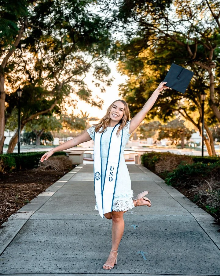 Grad Photos | Jay Gelvezon Photography