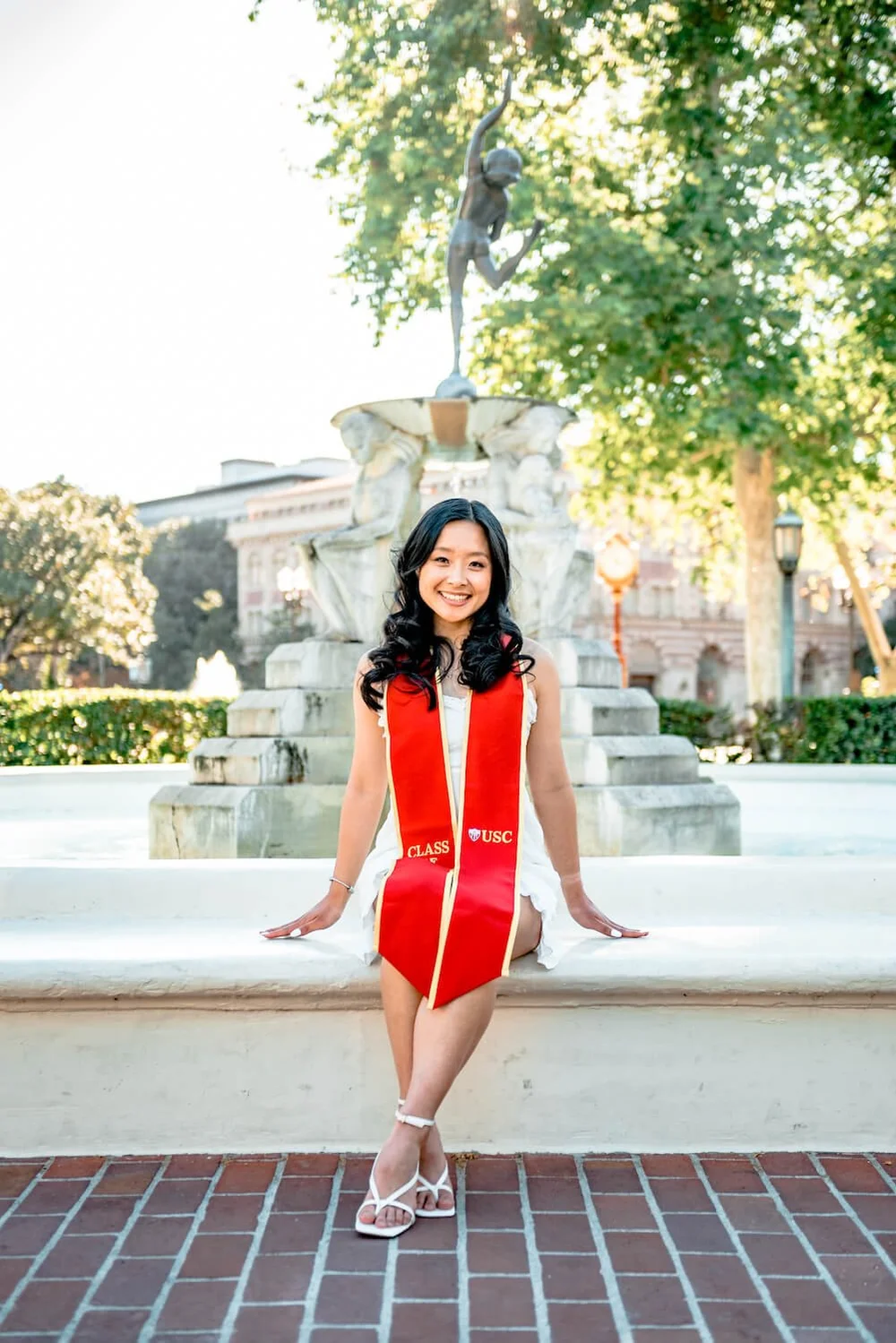 8 Spots to Take USC Grad Photos | Jay Gelvezon Photography
