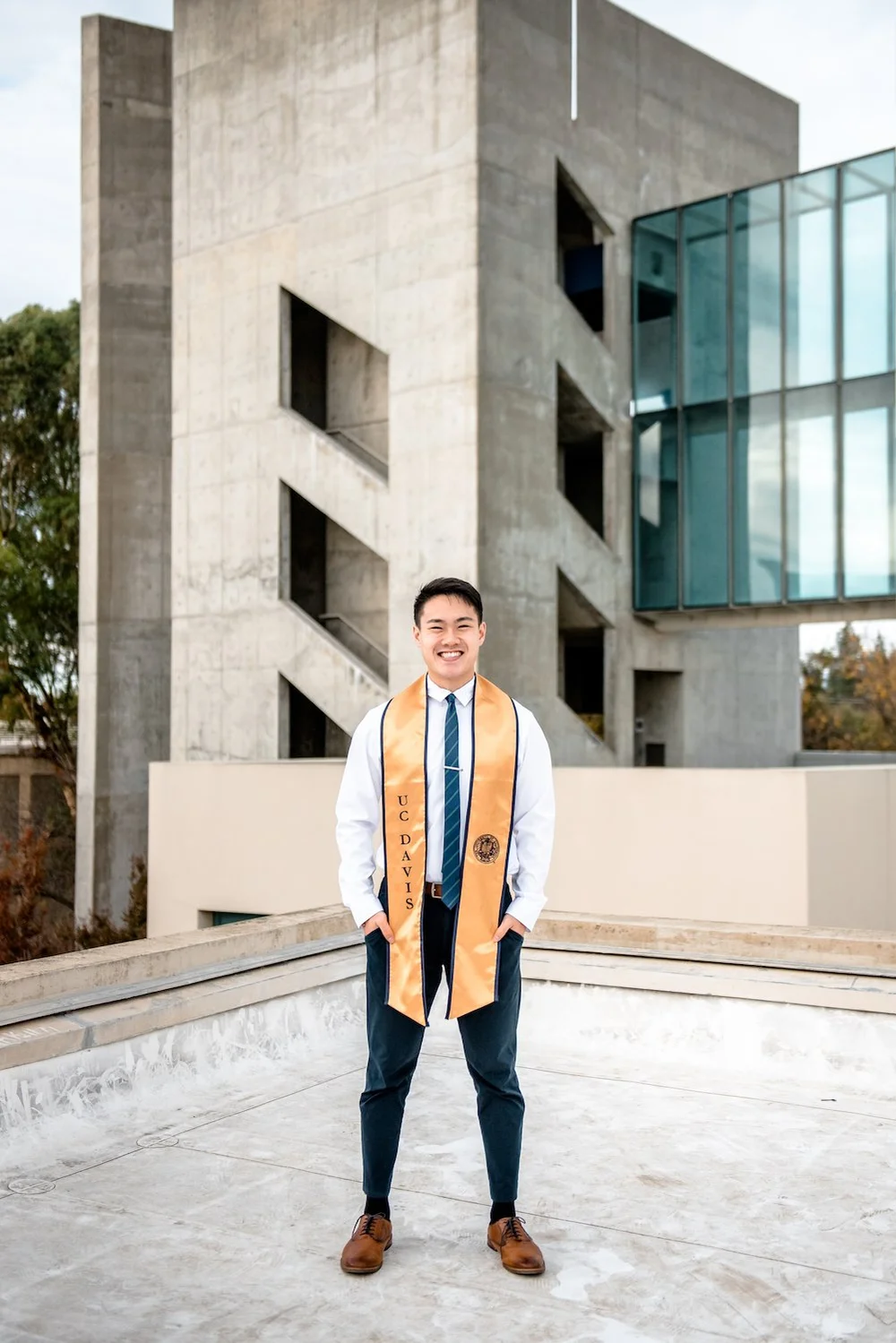 14 Spots to Take UC Davis Grad Photos | Jay Gelvezon Photography