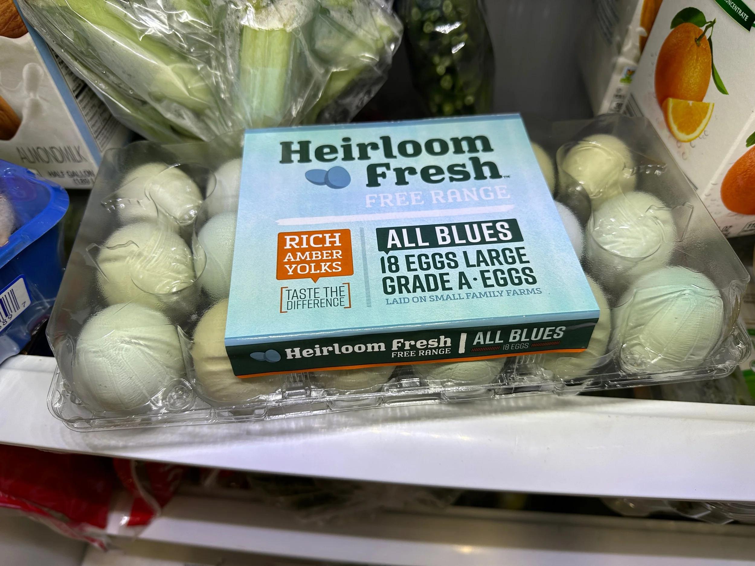 Eggs Eggs