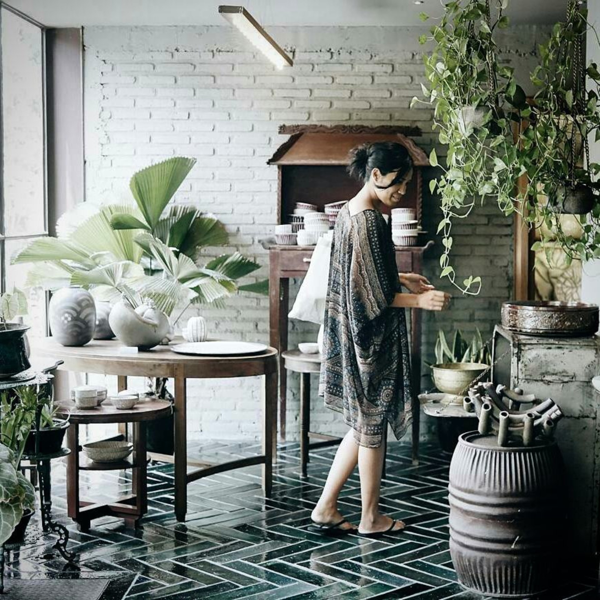 Showroom — Gaya Ceramic