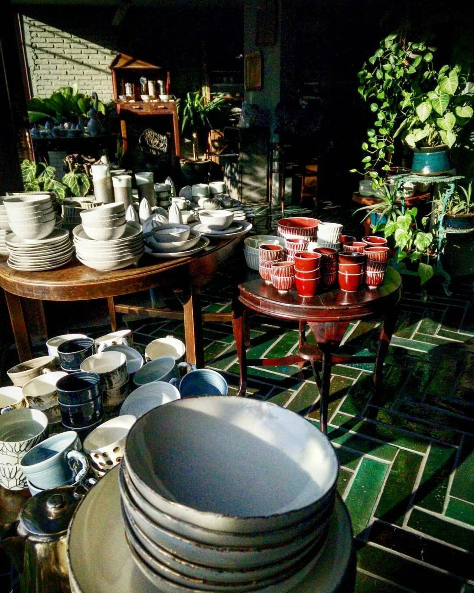 Showroom — Gaya Ceramic