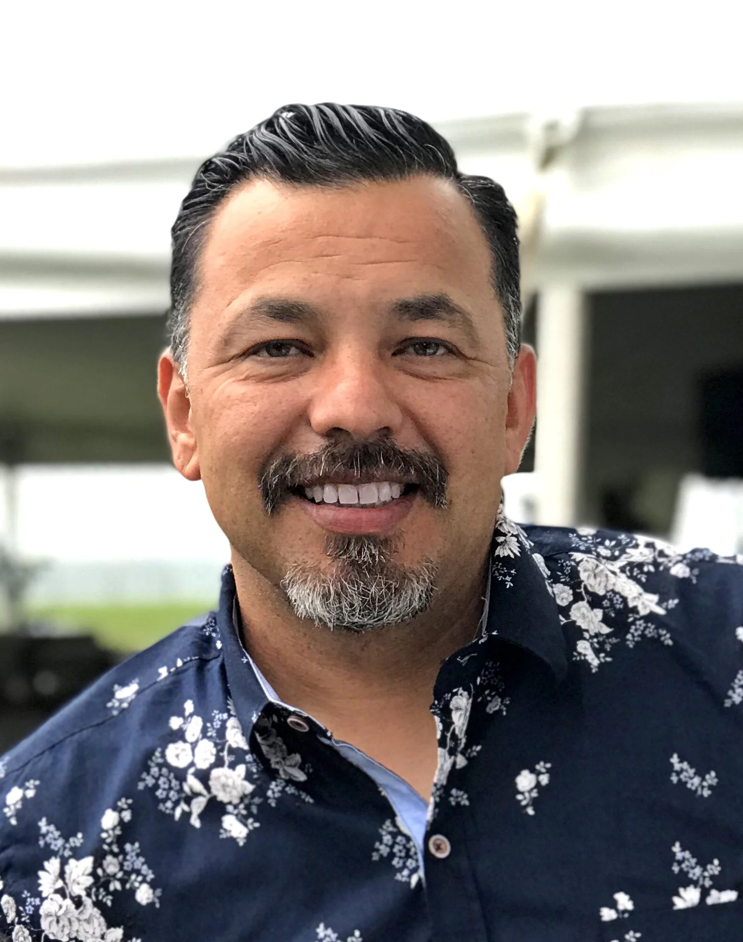 Robert Lopez Designs