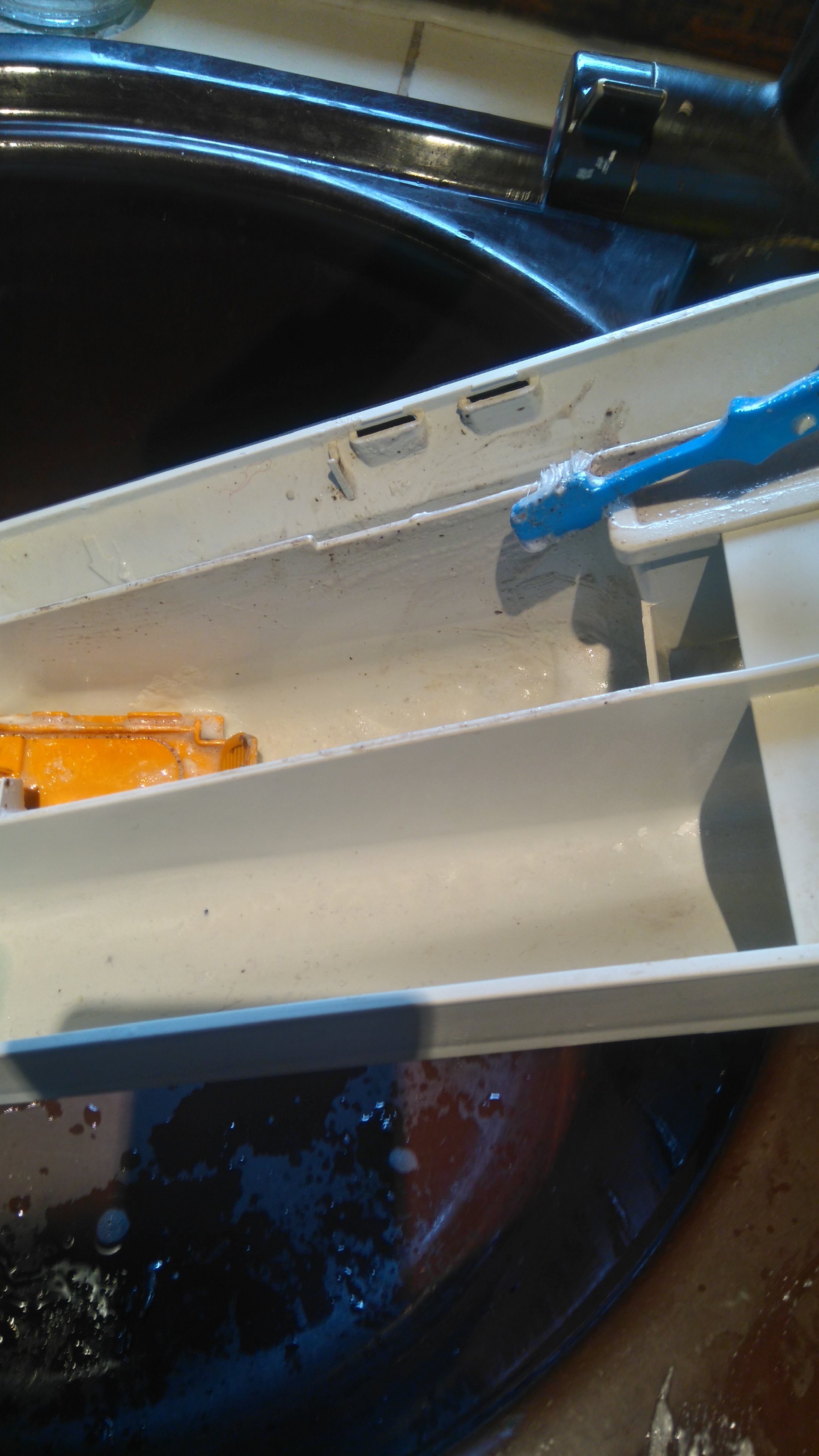 HOW TO KEEP A WASHING MACHINE DRAWER CLEAN AND MOULD FREE — Help Our Home