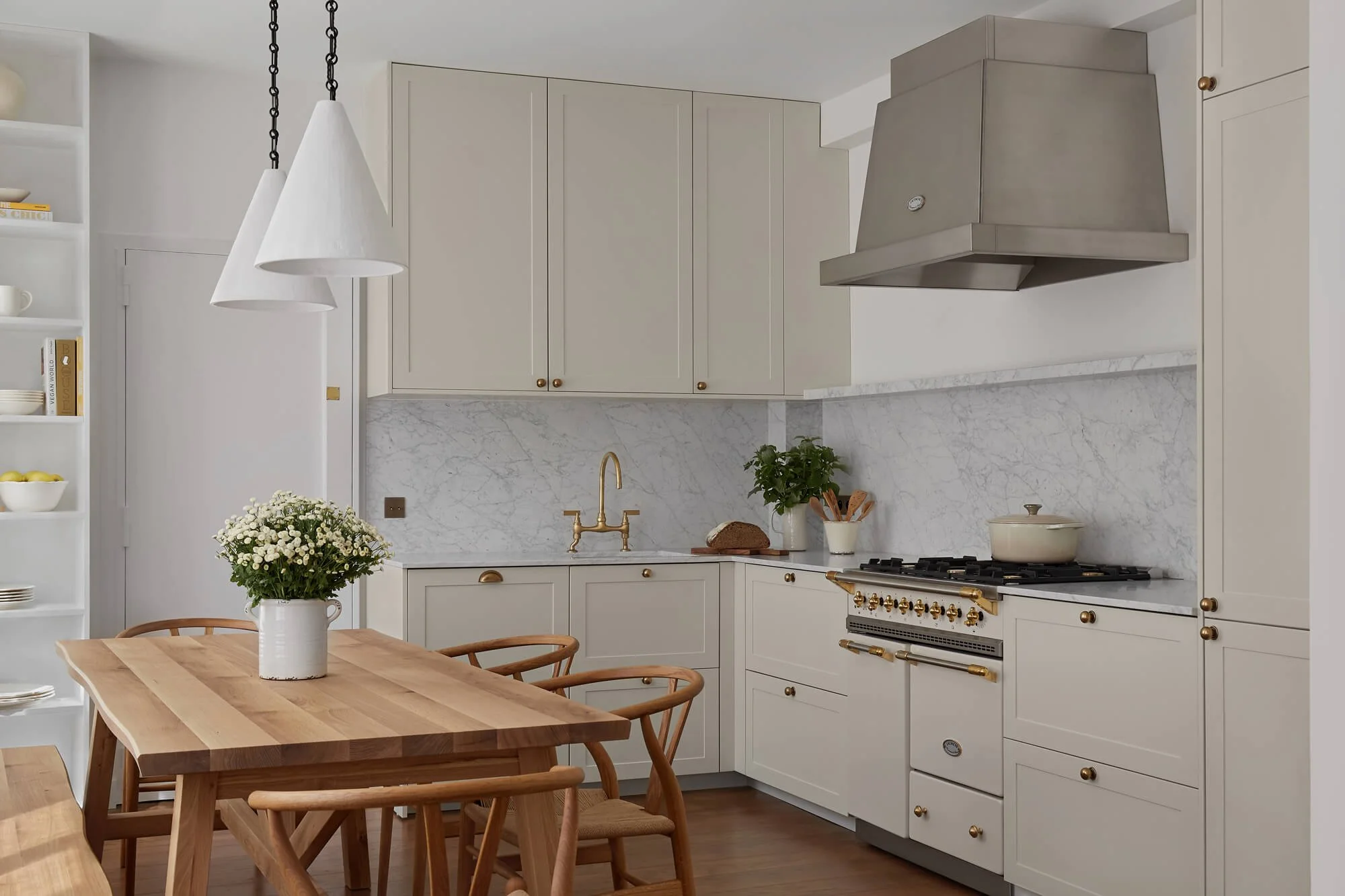 Luxury French Modern Interior Design | Lichelle Silvestry