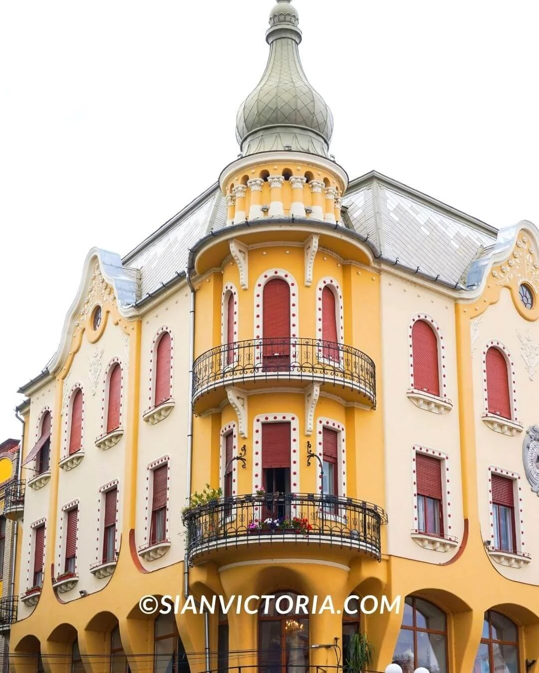 12 Best Thing’s to do in Oradea, Romania — Sian Victoria.