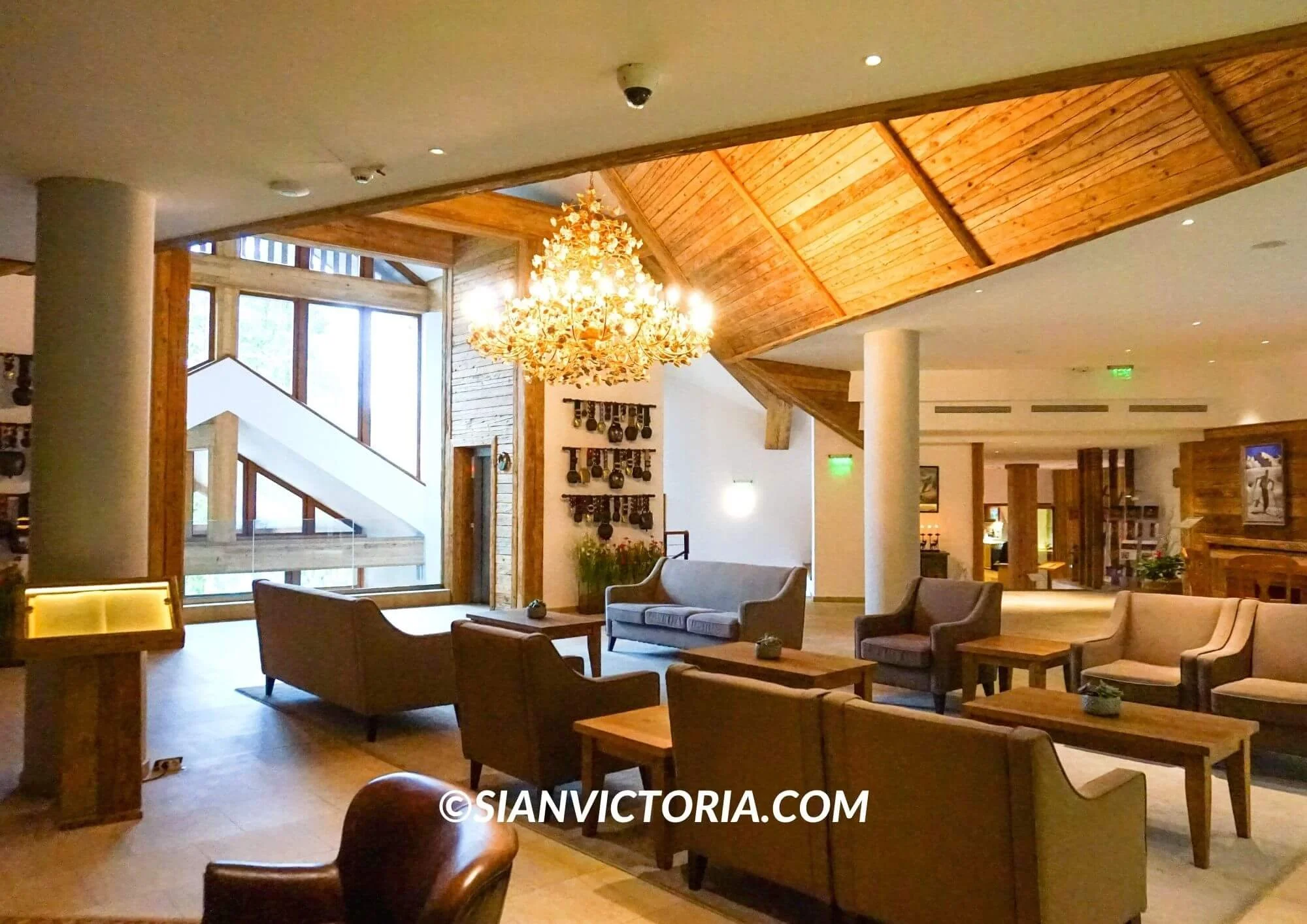 4* Teleferic Grand Hotel, Brasov Ski Resort Review — Sian Victoria.