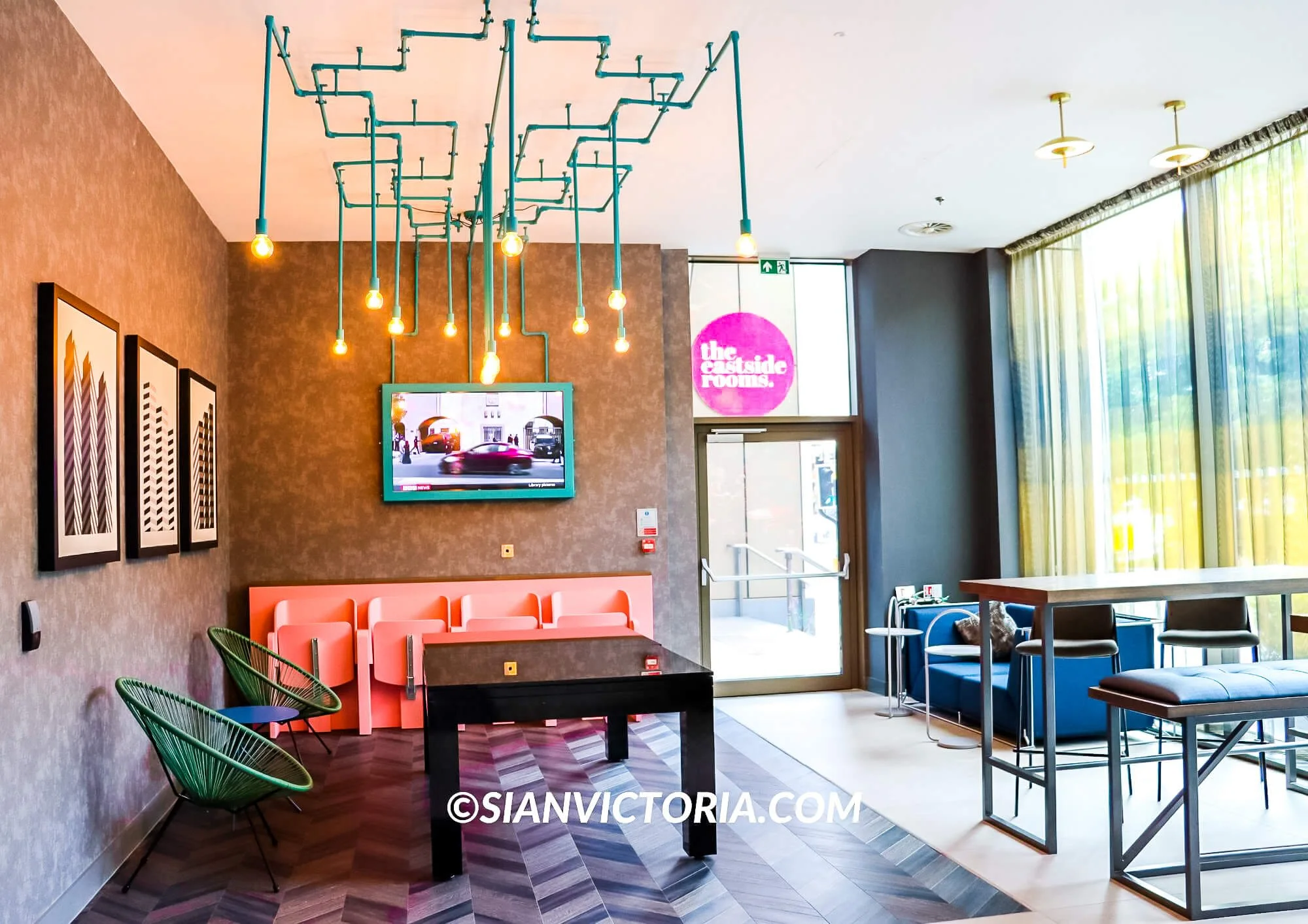 Aloft Birmingham Eastside Hotel Review - Urban King Room & Restaurant ...