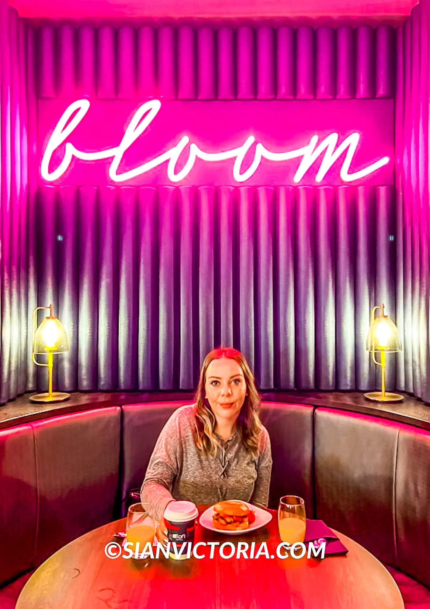 Aloft Birmingham Eastside Hotel Review - Urban King Room & Restaurant ...
