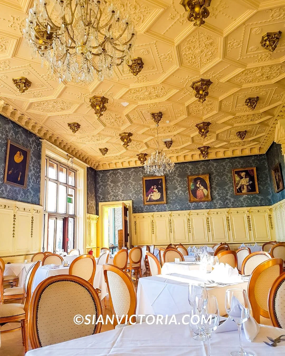 Hoar Cross Hall, Decadent Sunday Lunch - Staffordshire — Sian Victoria.