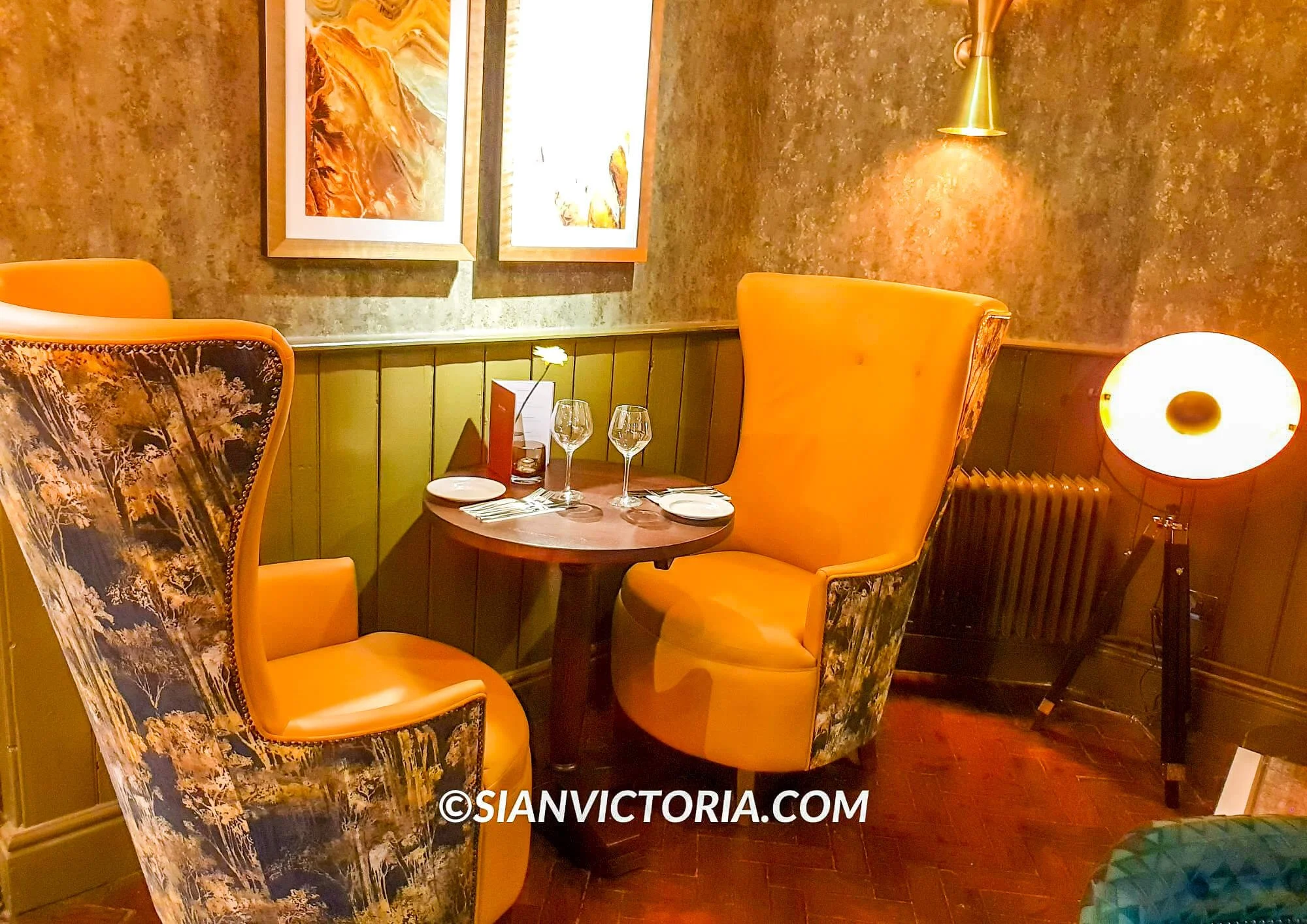 The Bulls Head - Gastropub Sunday Lunch, Meriden — Sian Victoria.