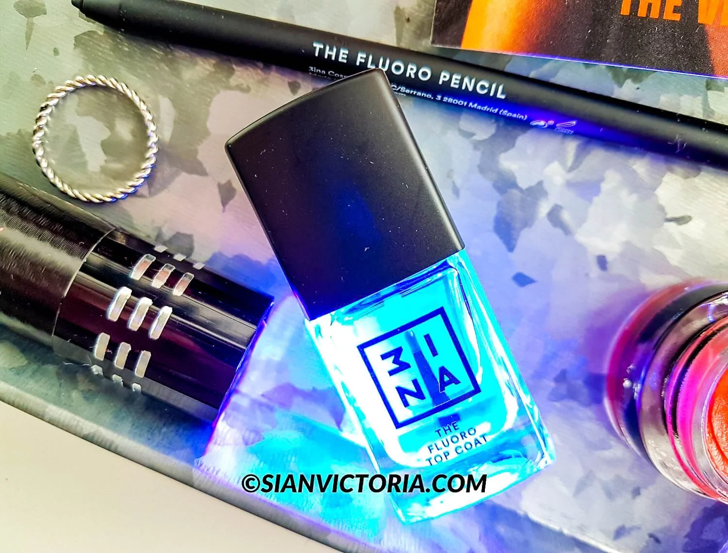 3INA - Glow Fluorescent UV Festival Style Neon Makeup — Sian Victoria.