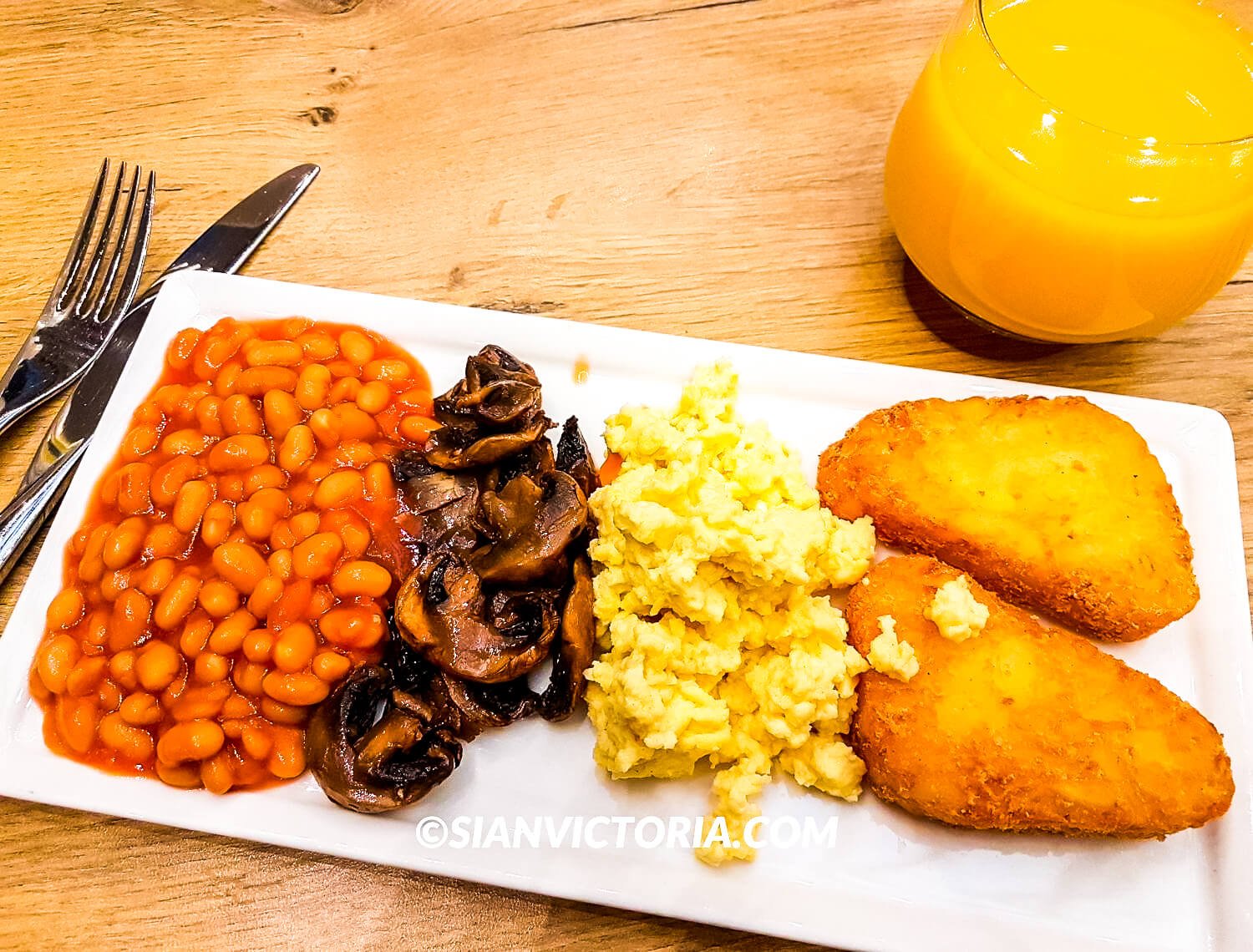 #ibislates - ibis Hotel Birmingham New Street Station — Sian Victoria.