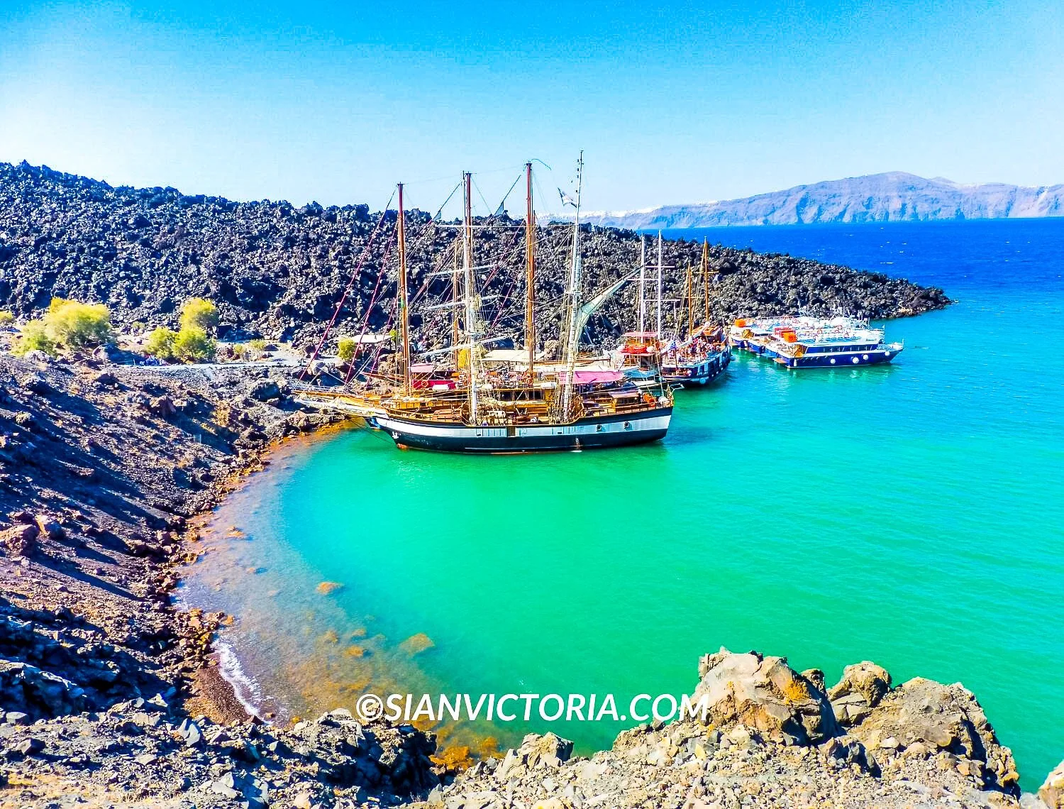 Santorini - Volcano, Hot Springs, Thirassia & Caldera — Sian Victoria.