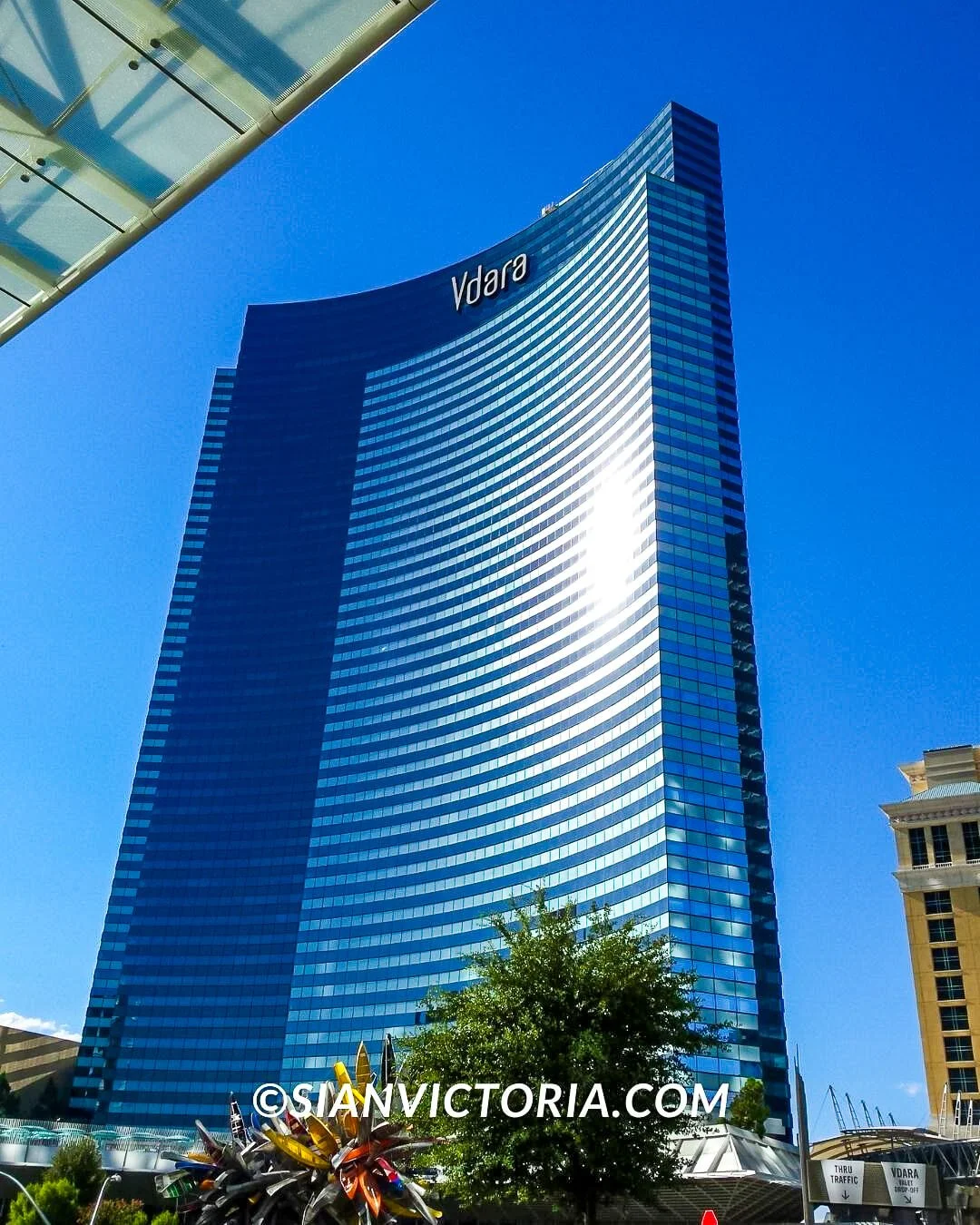 5* Vdara Hotel & Spa City Center Corner Suite, Las Vegas — Sian Victoria.