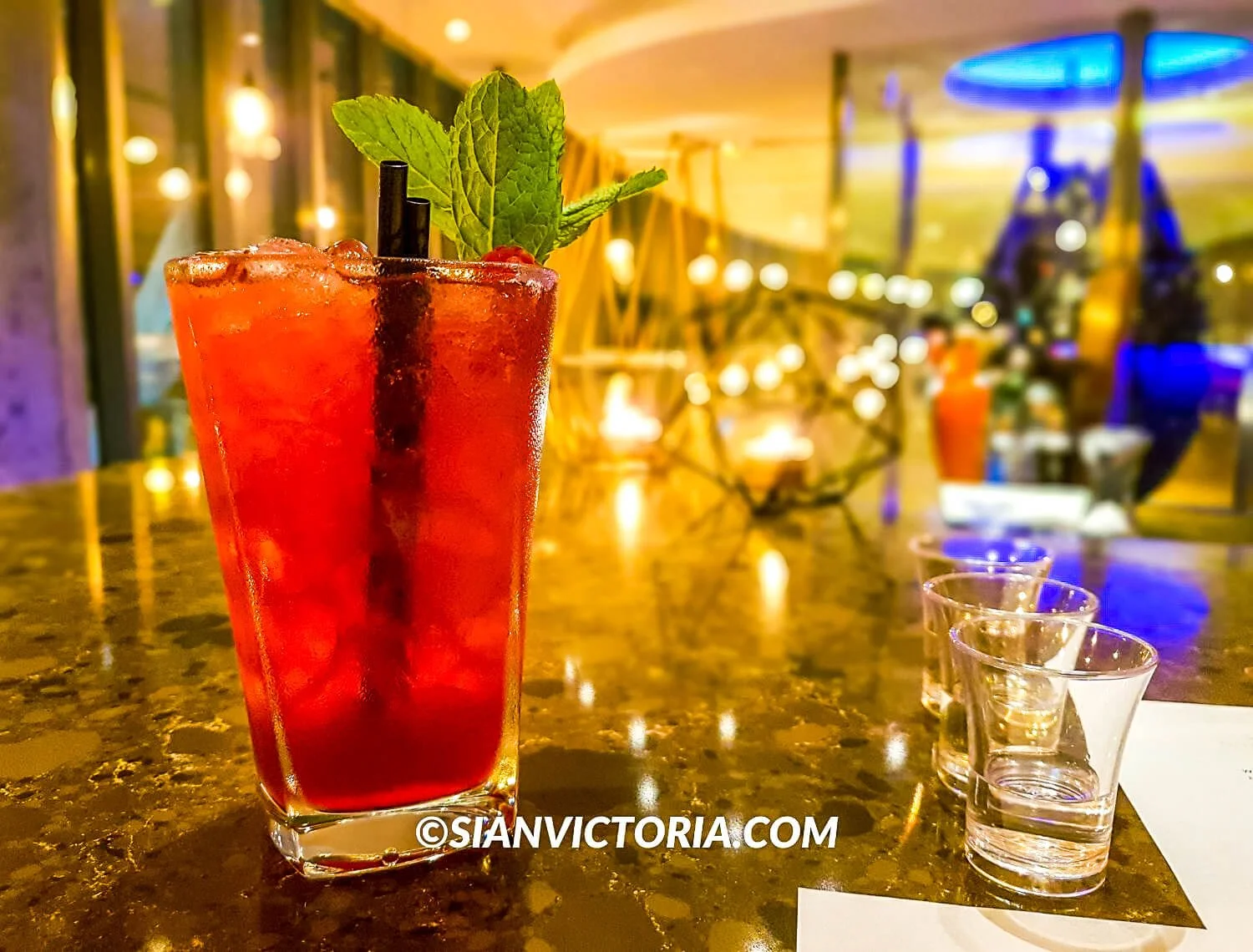 Radisson Blu, Birmingham: Collage Restaurant & Hotel Tour — Sian Victoria.