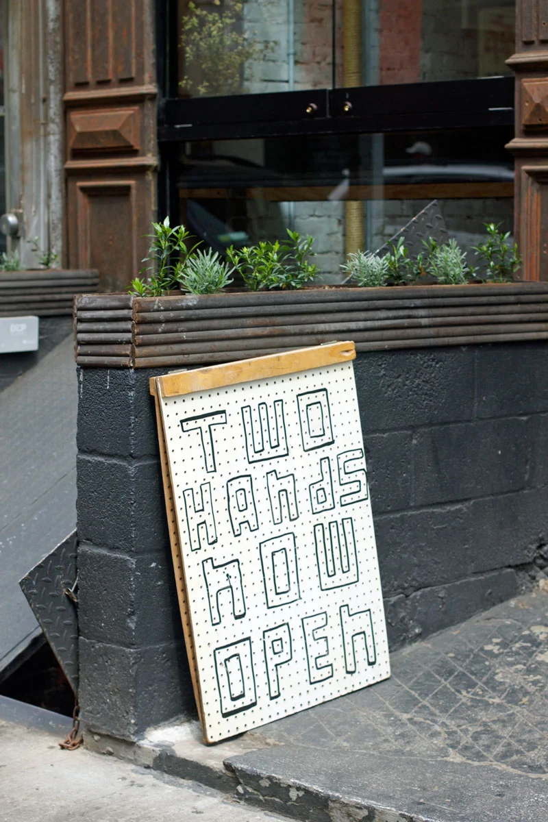 Two Hands Restaurant