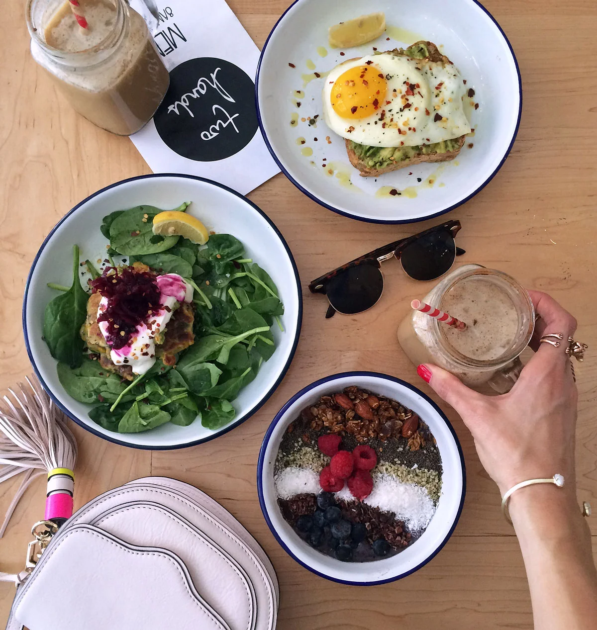 Two Hands Restaurant