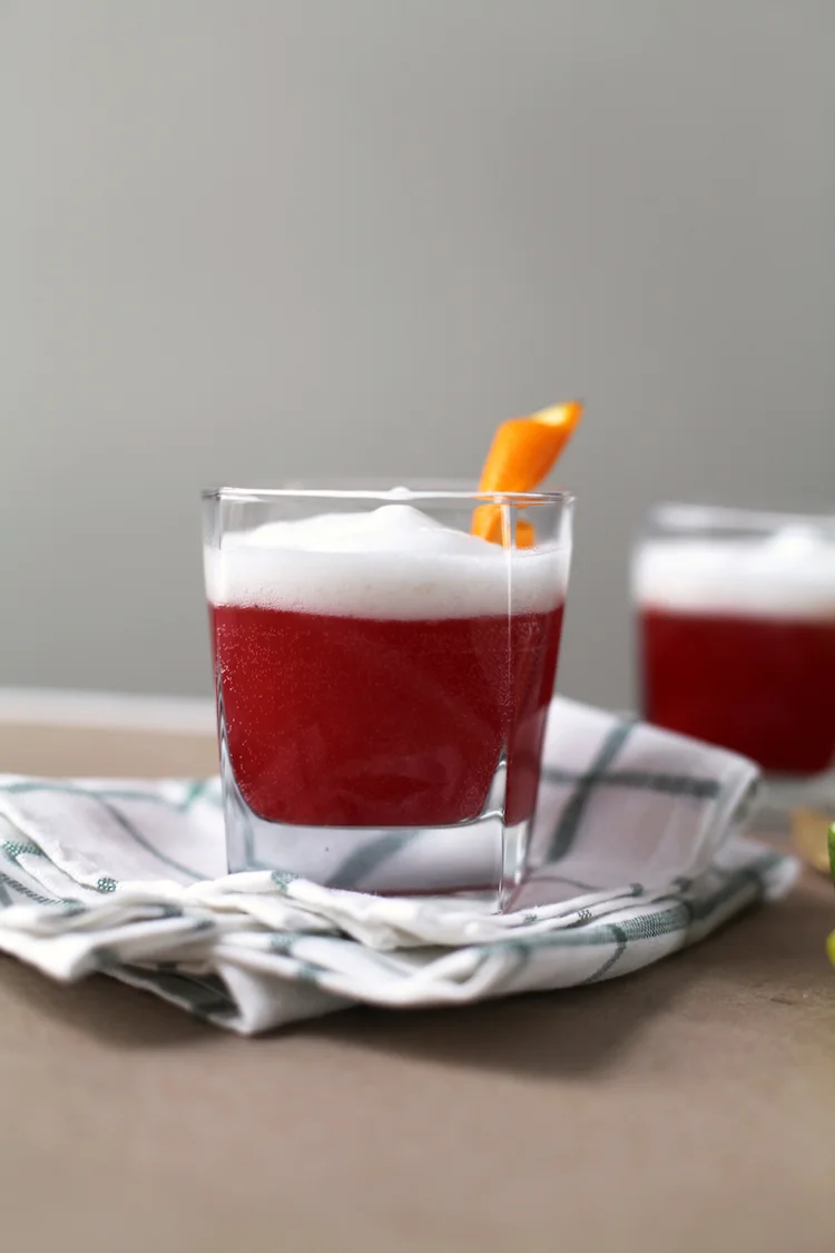 Smoked Raspberry Fizz Cocktail