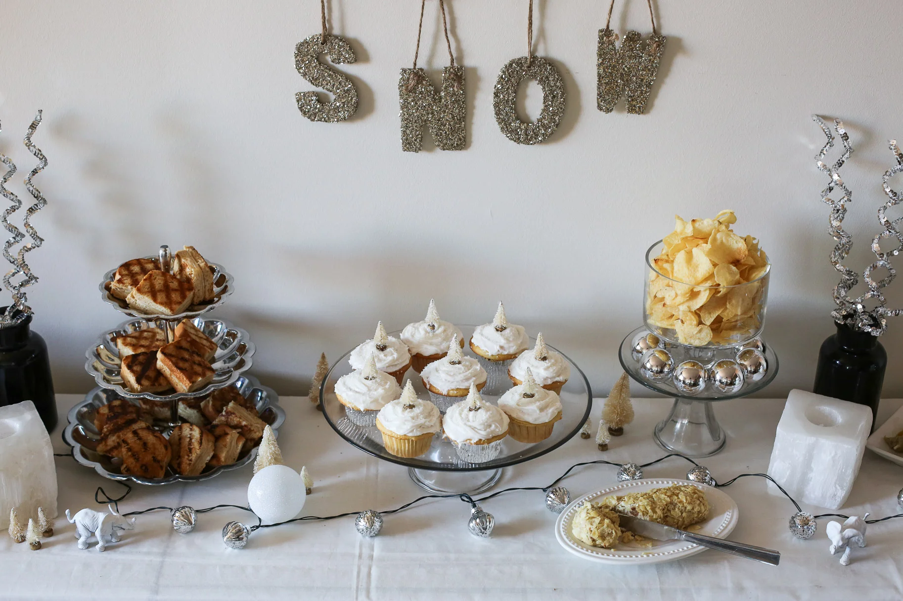 How to Throw a White Elephant Party