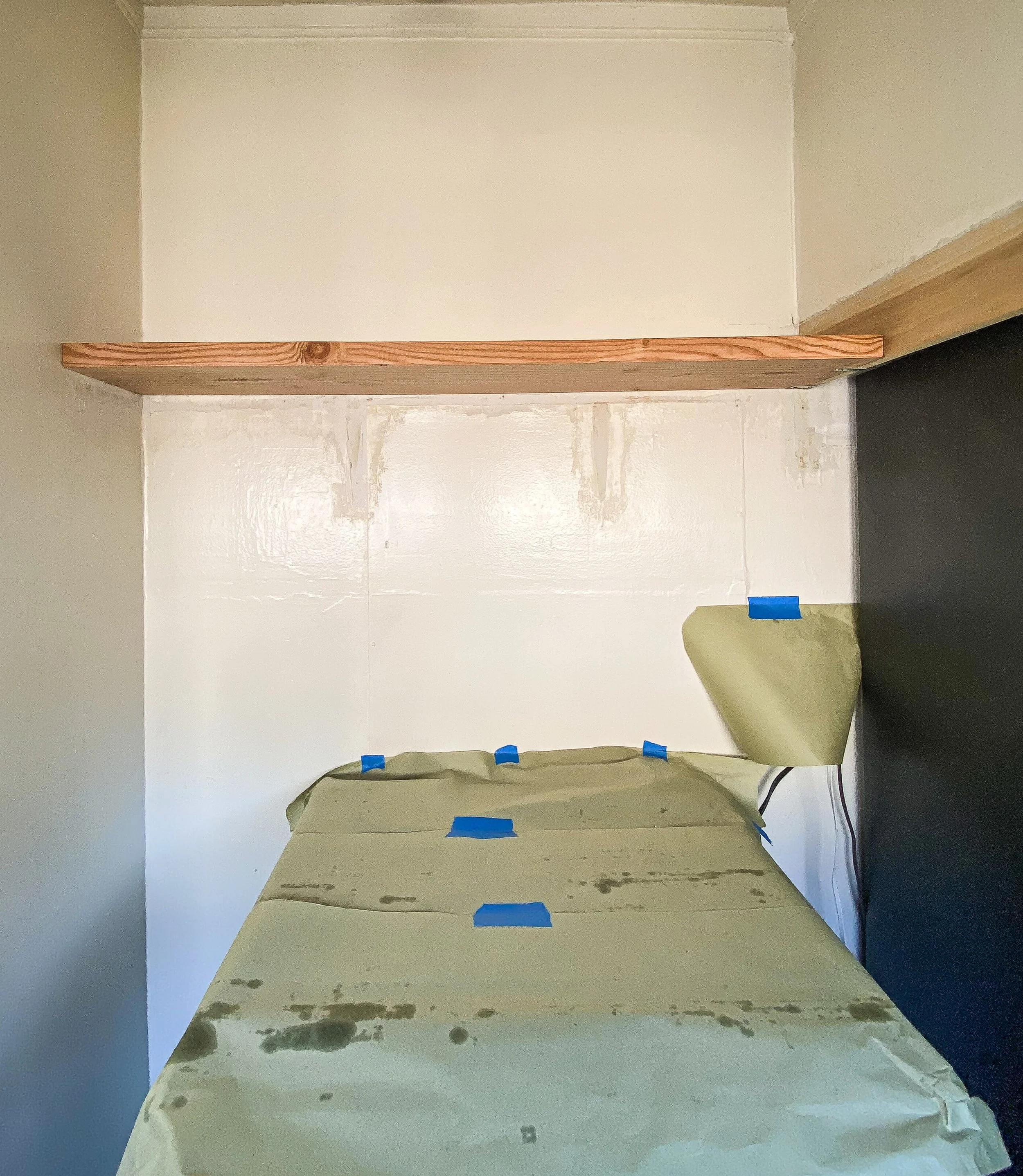 DIY Faux Lime Wash Walls