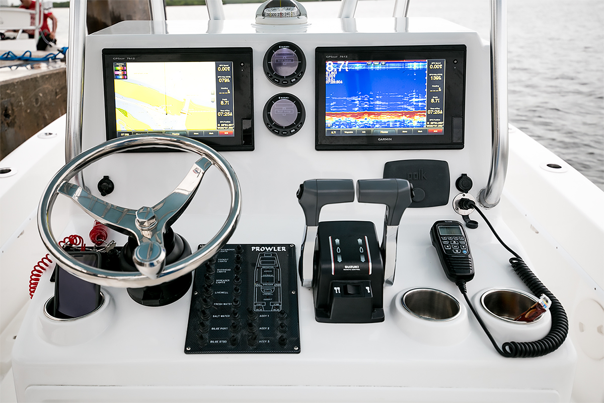 Prowler 25 — Renaissance Prowler | Custom Offshore Fishing Catamarans