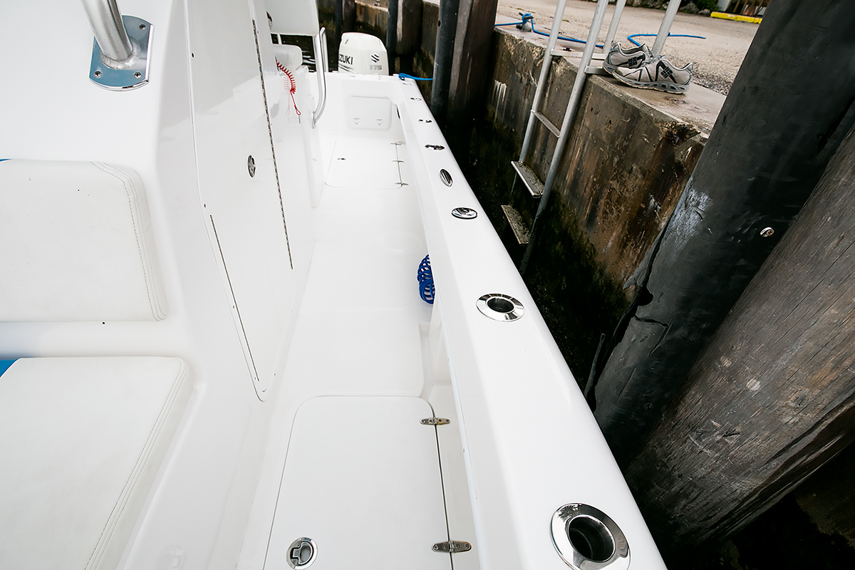 Prowler 25 — Renaissance Prowler | Custom Offshore Fishing Catamarans