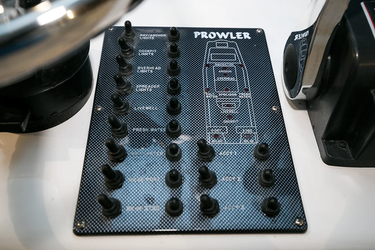 Prowler 25 — Renaissance Prowler | Custom Offshore Fishing Catamarans