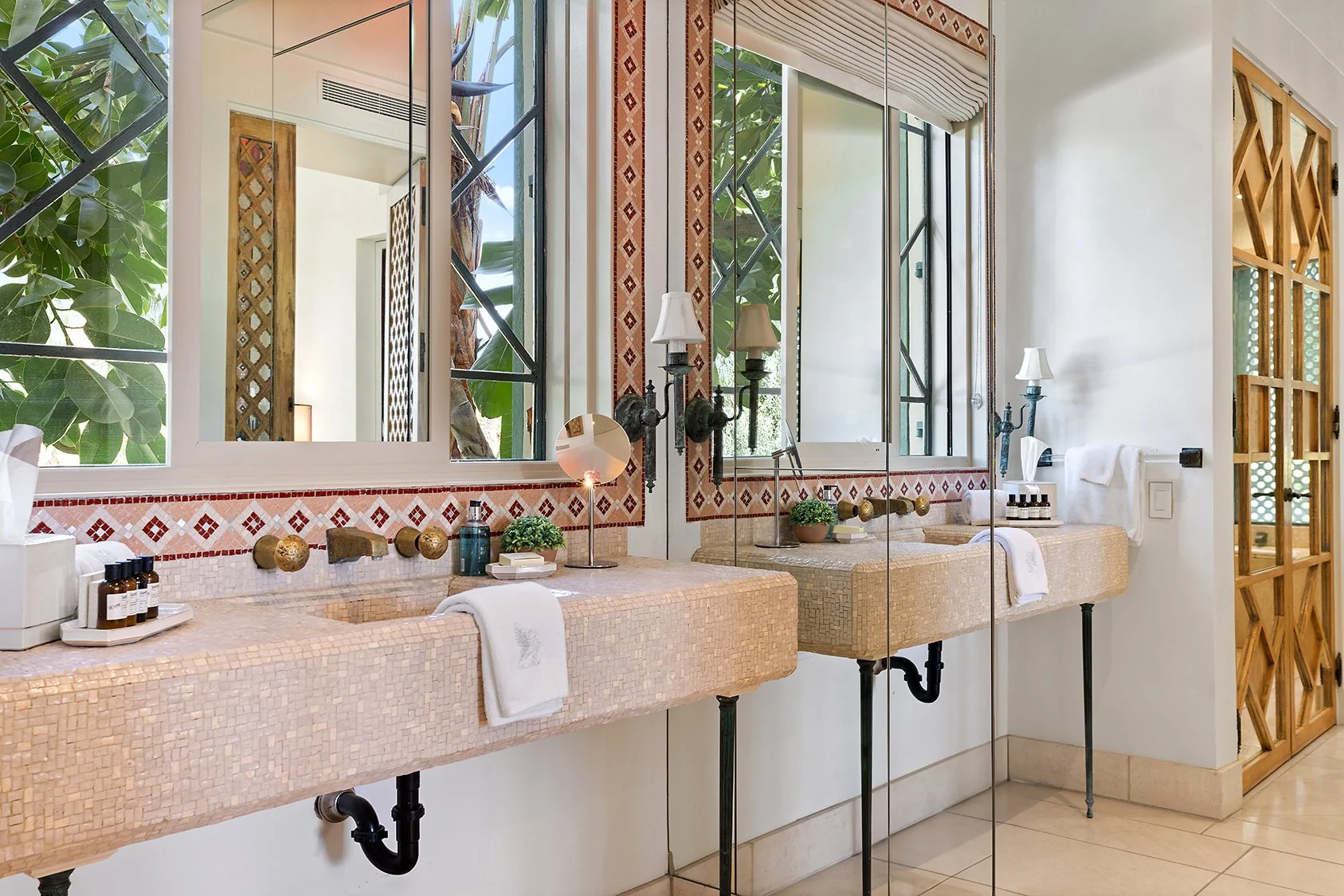 Merv Griffin Estate — ZACH GOLDSMITH