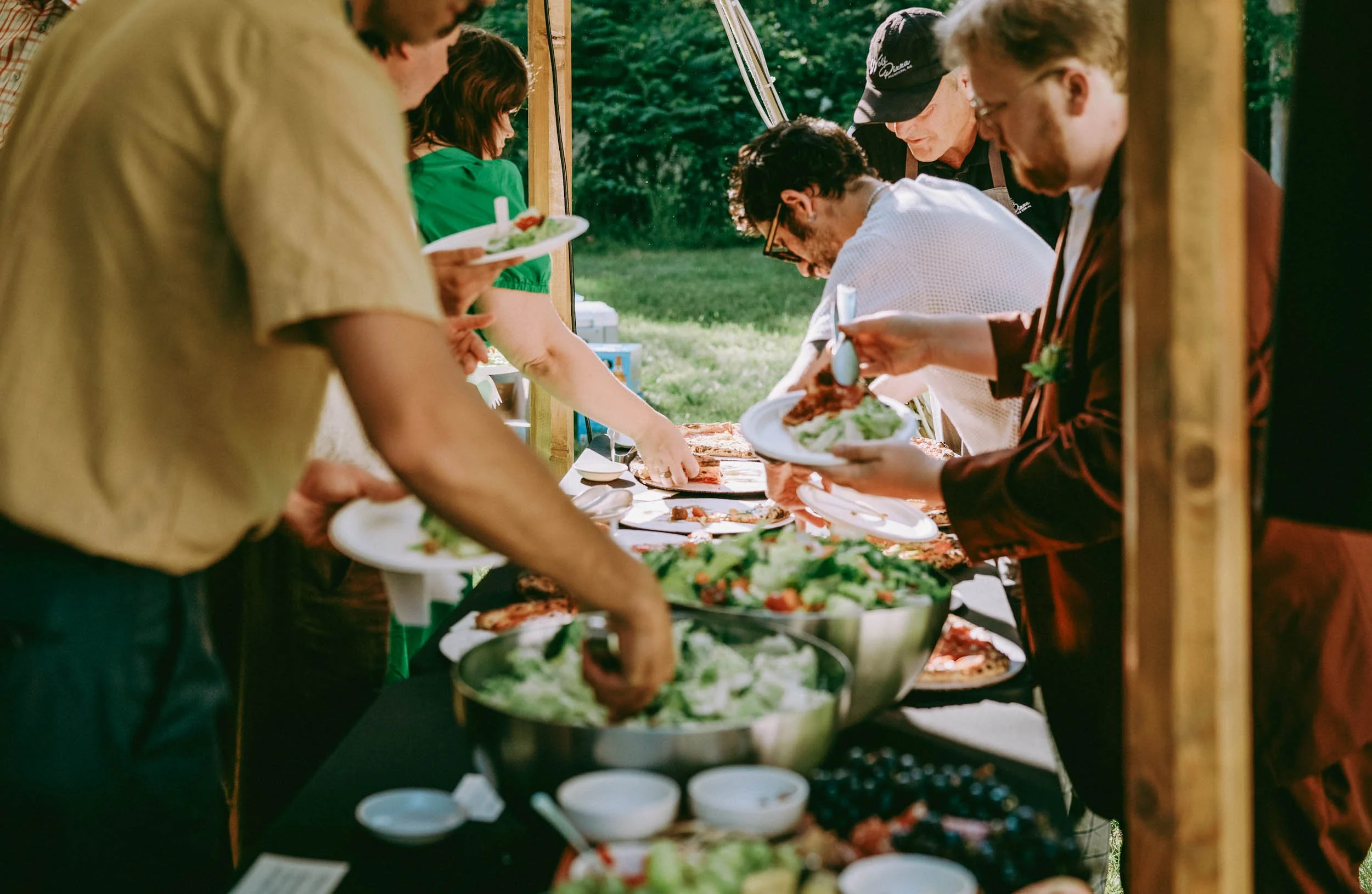 Gallery — Wolf Pizza